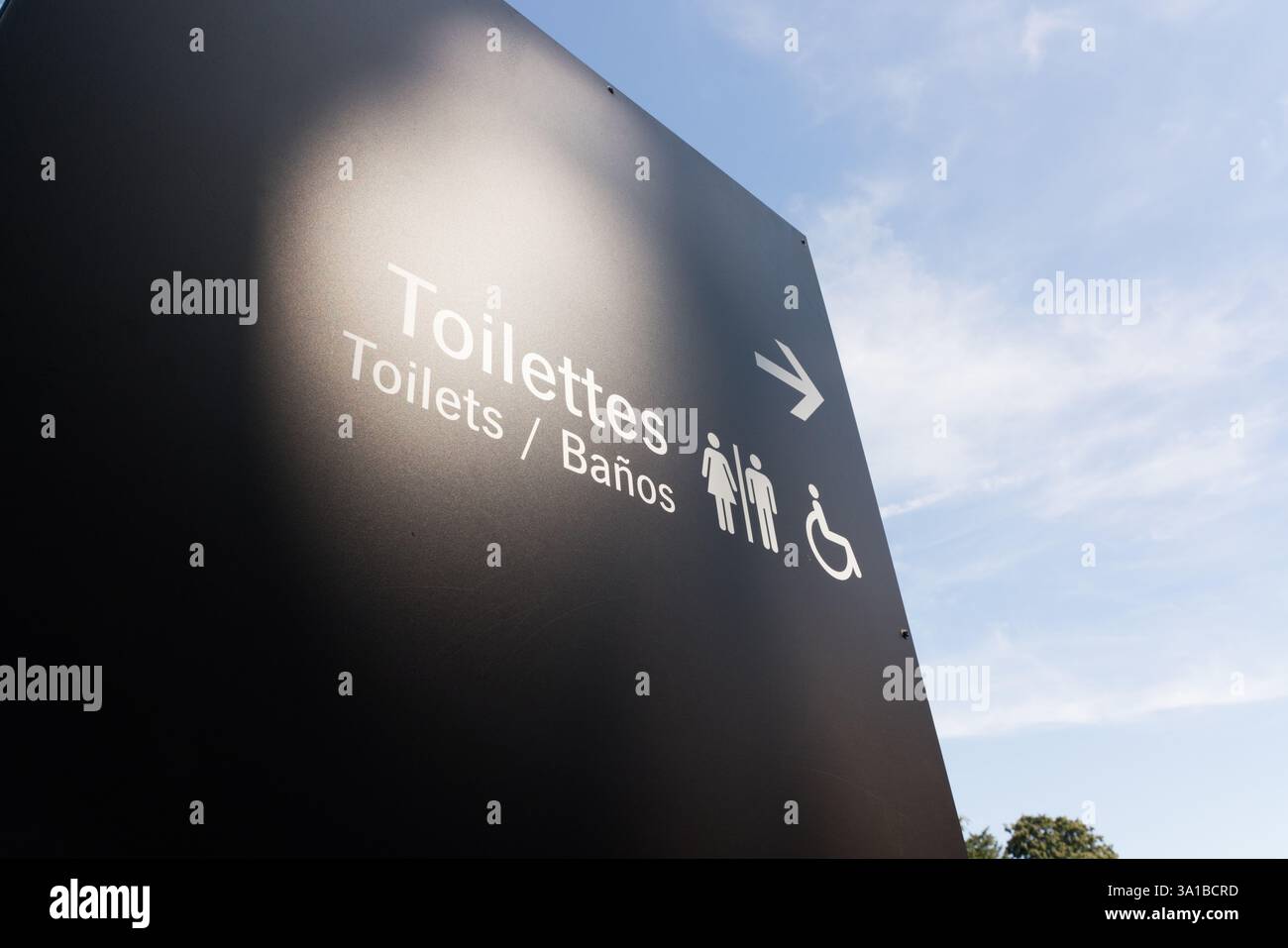 Public restroom sign, indicating direction to toilets/bathrooms Stock ...