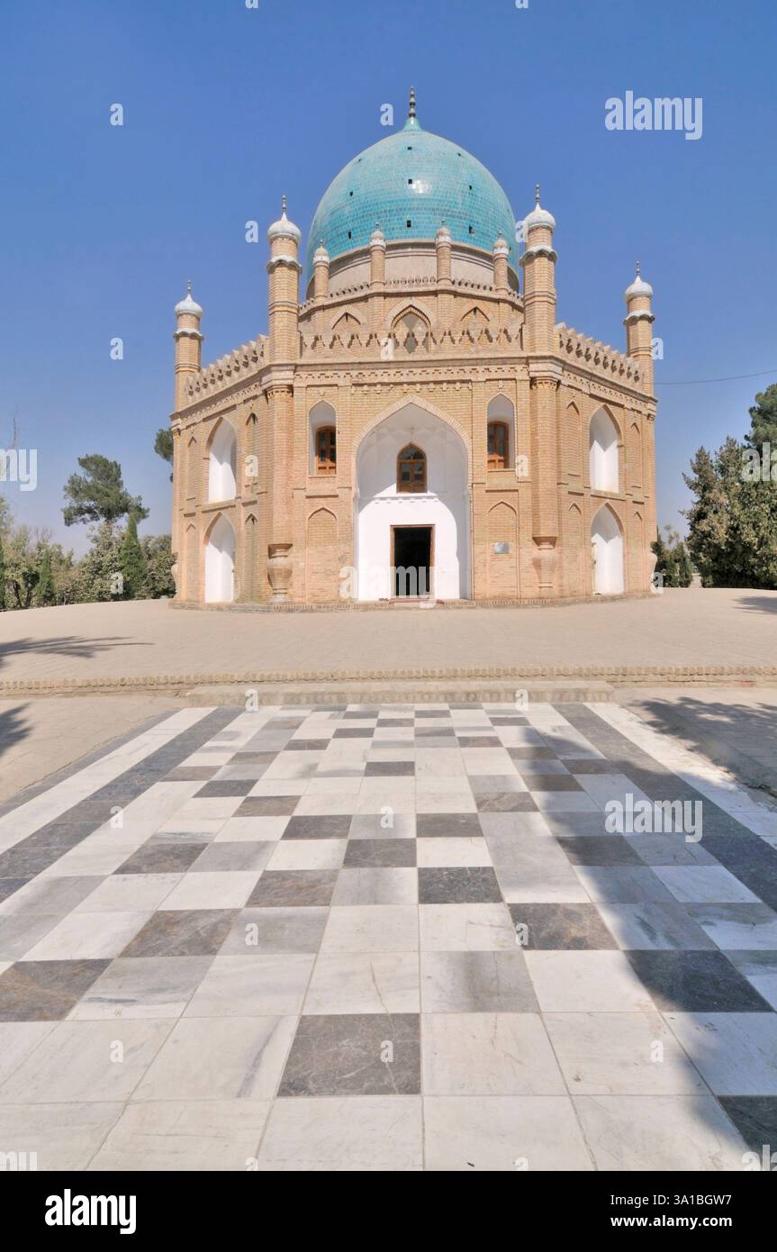 The tomb of Mirwais Khan Hotak in Kandahar, Afghanistan Stock Photo - Alamy