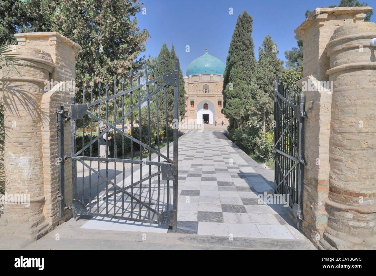 The tomb of Mirwais Khan Hotak in Kandahar, Afghanistan Stock Photo - Alamy