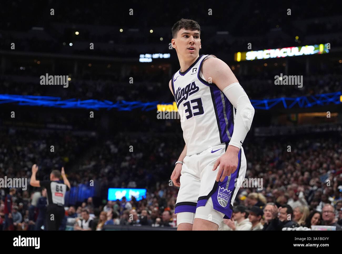 Sacramento Kings forward Jake LaRavia (33) in the first half of an NBA ...