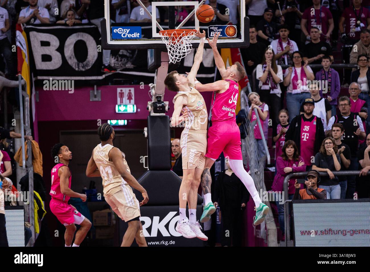 Bonn, Deutschland. 07th Mar, 2025. Thomas Kennedy (Telekom Baskets Bonn ...