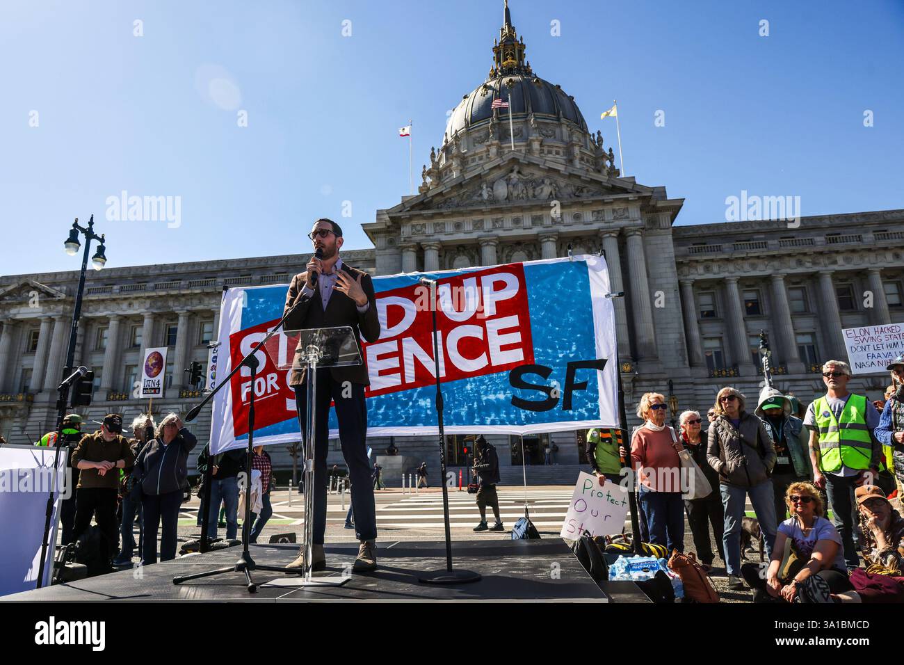 Senator Scott Weiner speaks at the Stand Up for Science rally to ...