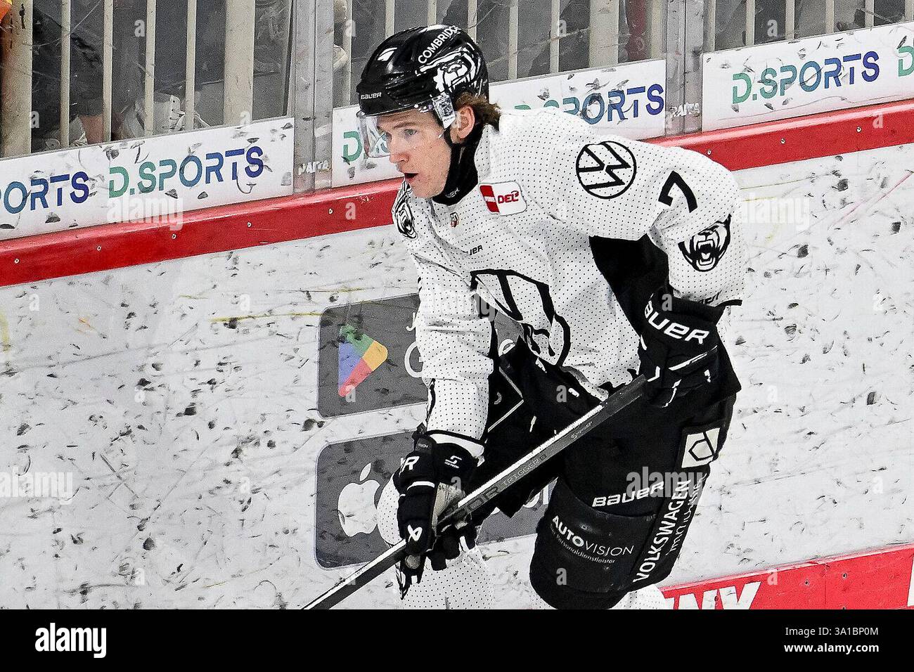 Eishockey DEL - 24/25 - 52. Spieltag: Düsseldorfer EG vs Grizzlys ...