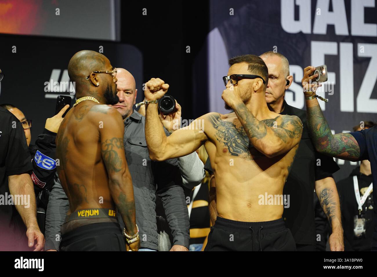 Mauricio ruffy ufc hi-res stock photography and images - Alamy