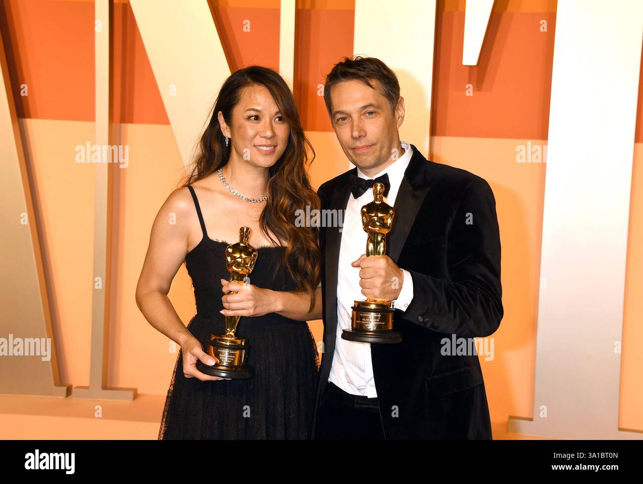 BEVERLY HILLS, CALIFORNIA - MARCH 03: Samantha Quan, Sean Baker attends ...