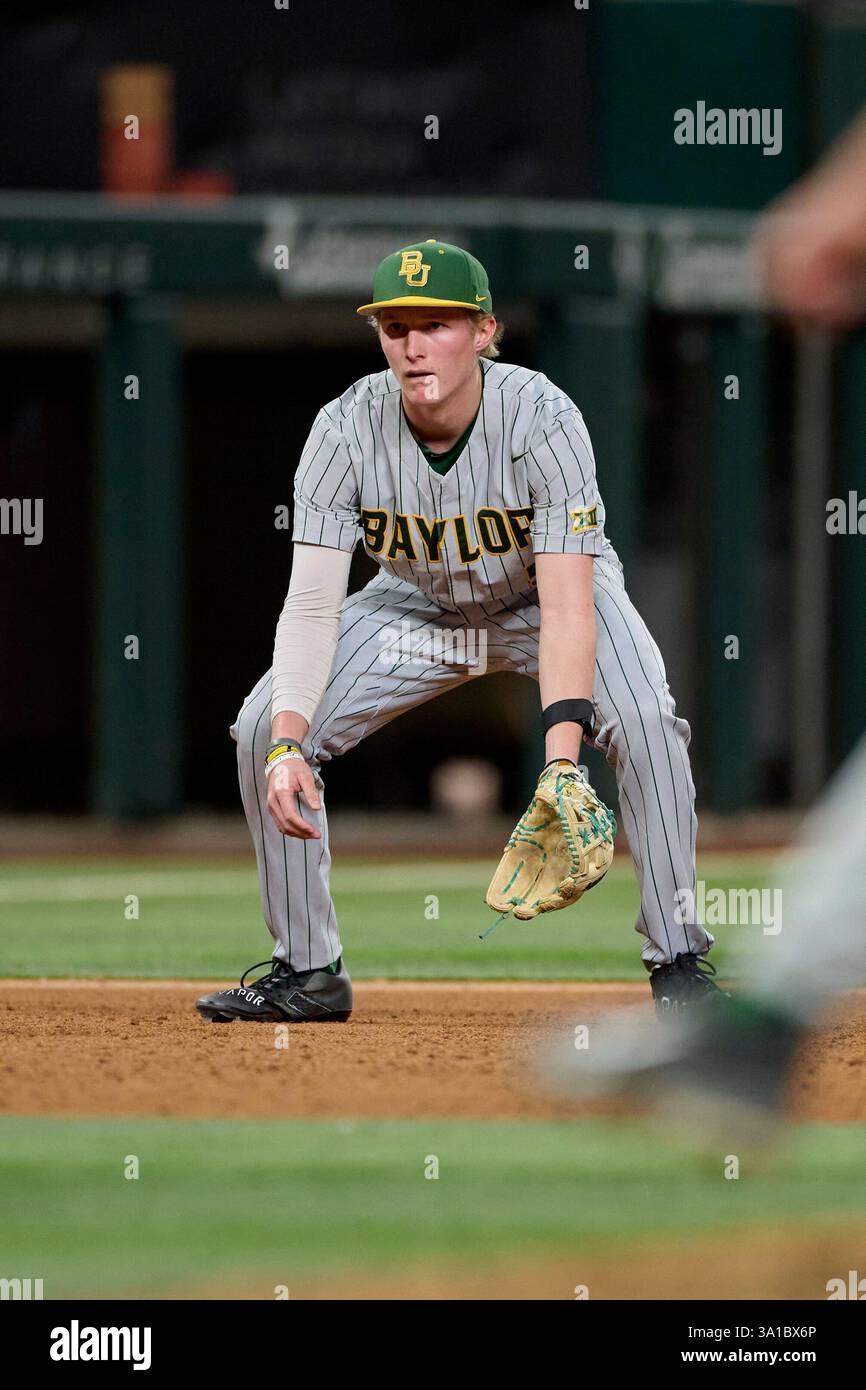 Baylor Bears third baseman Pearson Riebock (5) during an NCAA baseball ...
