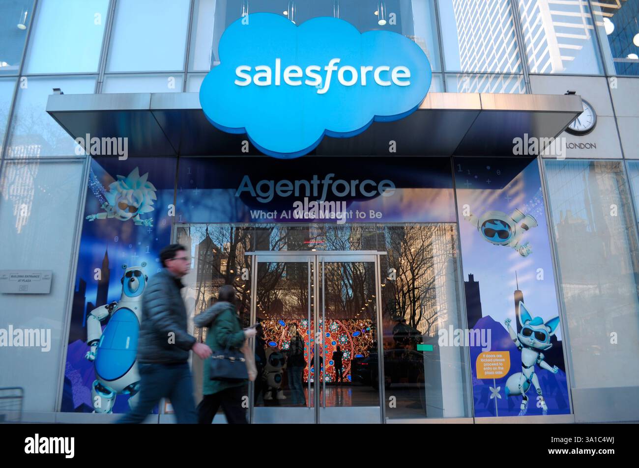 New York, United States. 07th Mar, 2025. The Salesforce Tower is seen ...