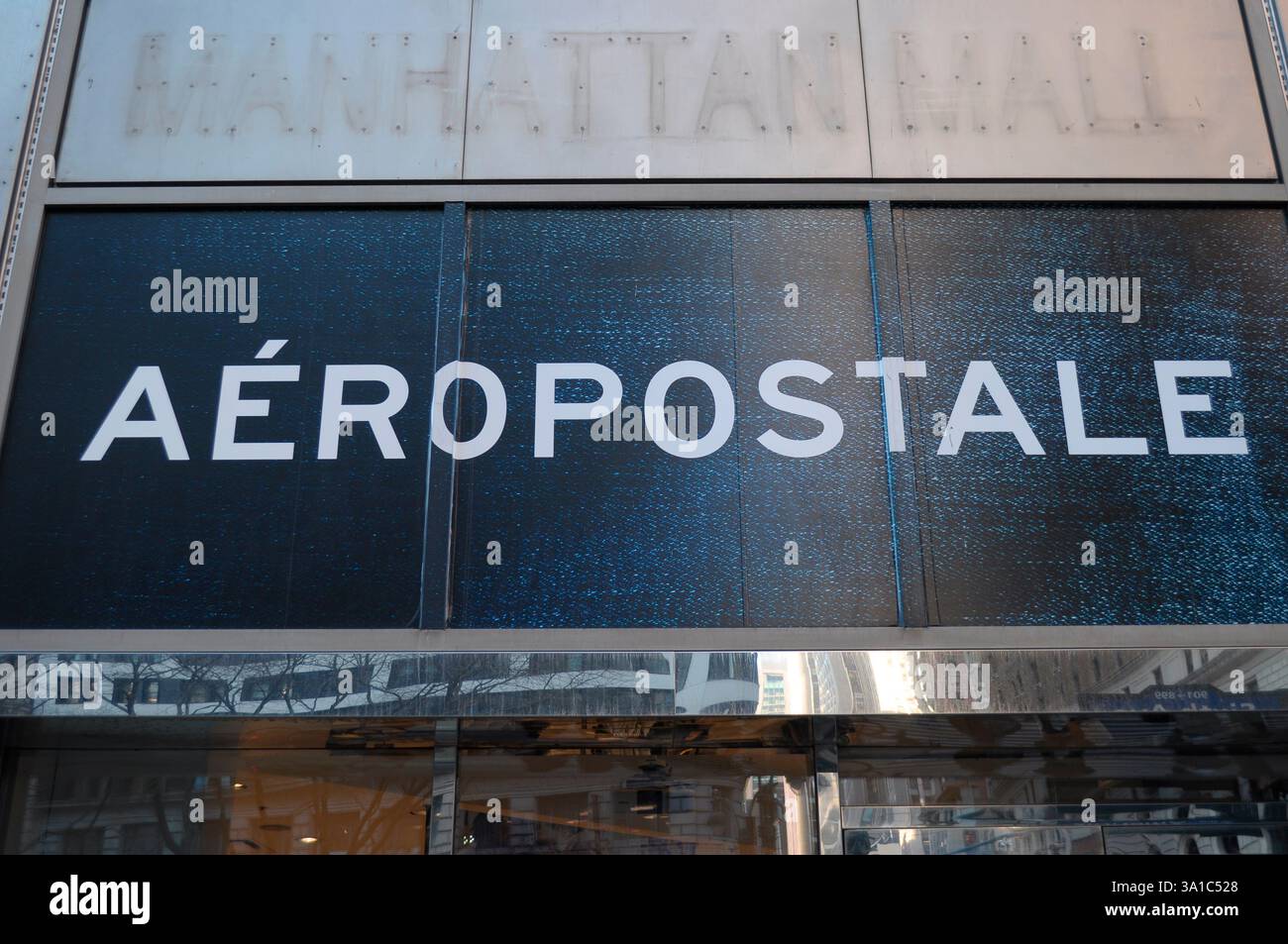 An Aeropostale store is seen in Manhattan, New York City Stock Photo ...