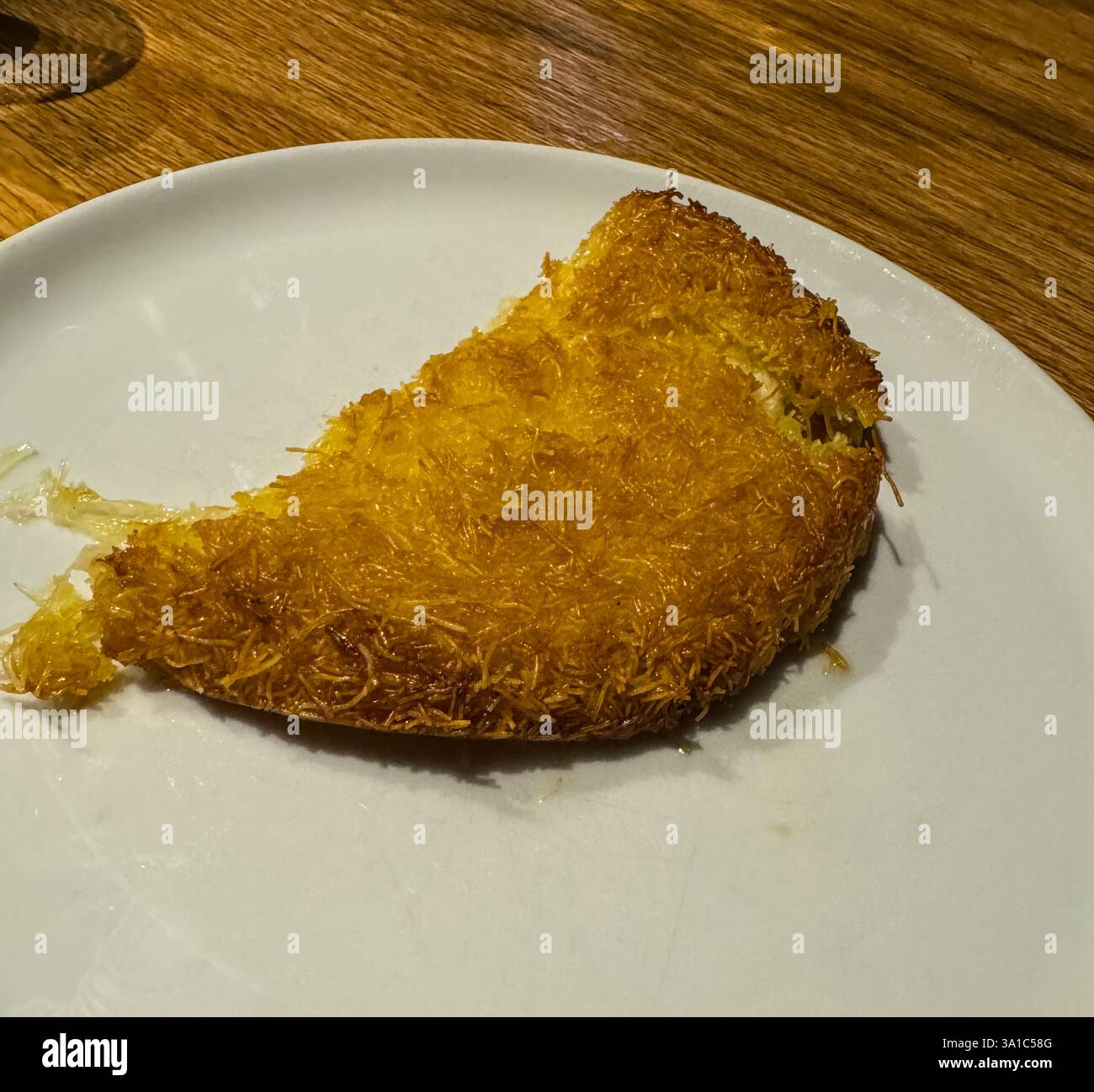 Turkey, Turkiye. Kunefe Dessert, a Sweet Cheese-filled Pastry Stock ...