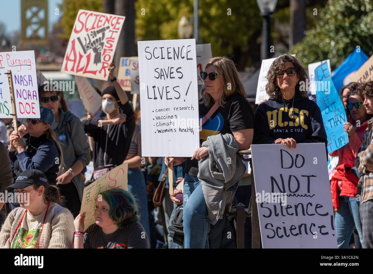 Sacramento, California, USA. March 7, 2025. Stand up for Science ...