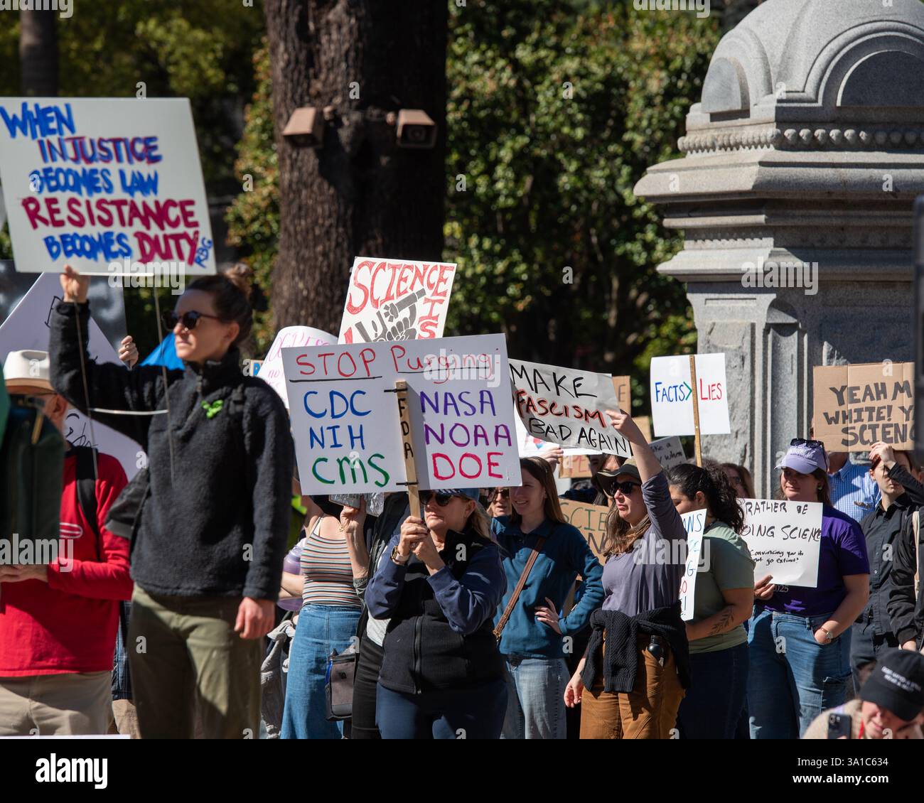 Sacramento, California, USA. March 7, 2025. Stand up for Science ...