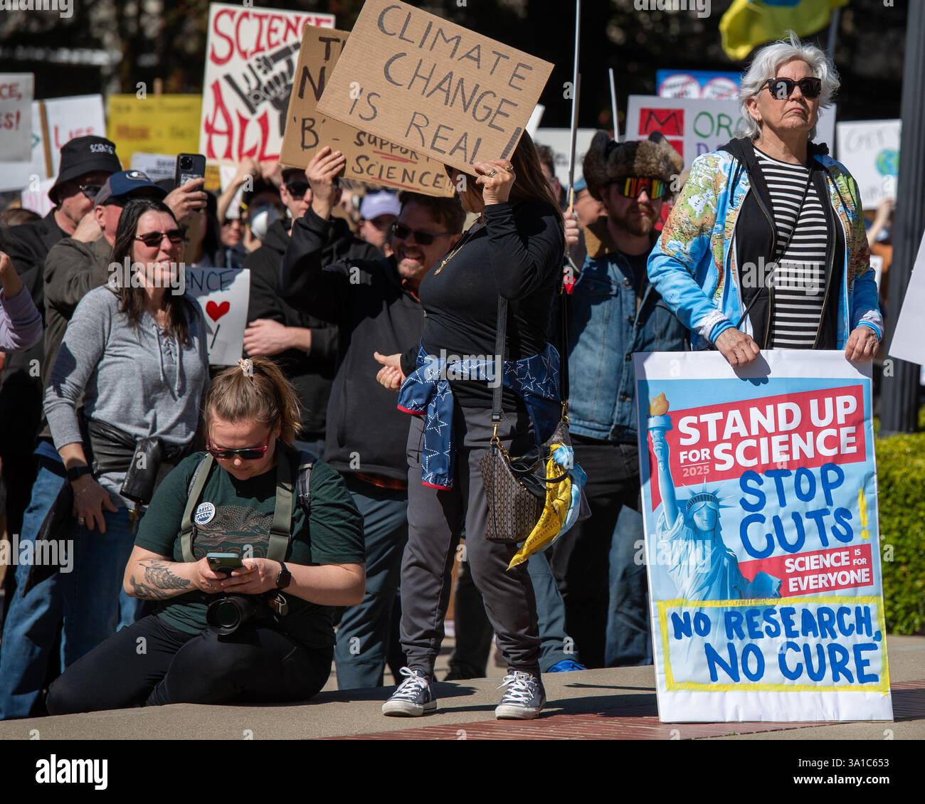 Sacramento, California, USA. March 7, 2025. Stand up for Science ...