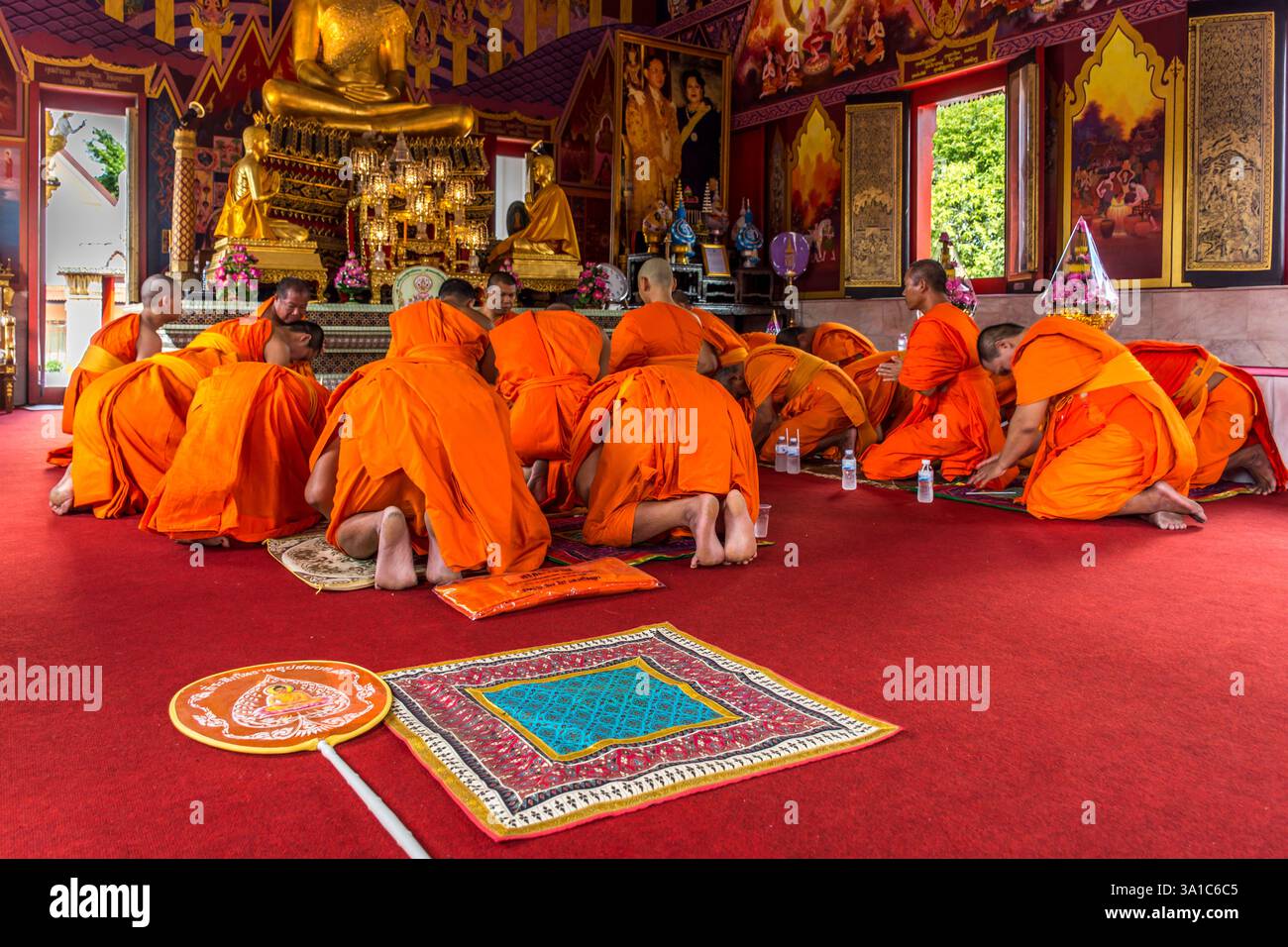 Bangkok, Thailand - July 9, 2016 : Thai monk ritual for change man to ...