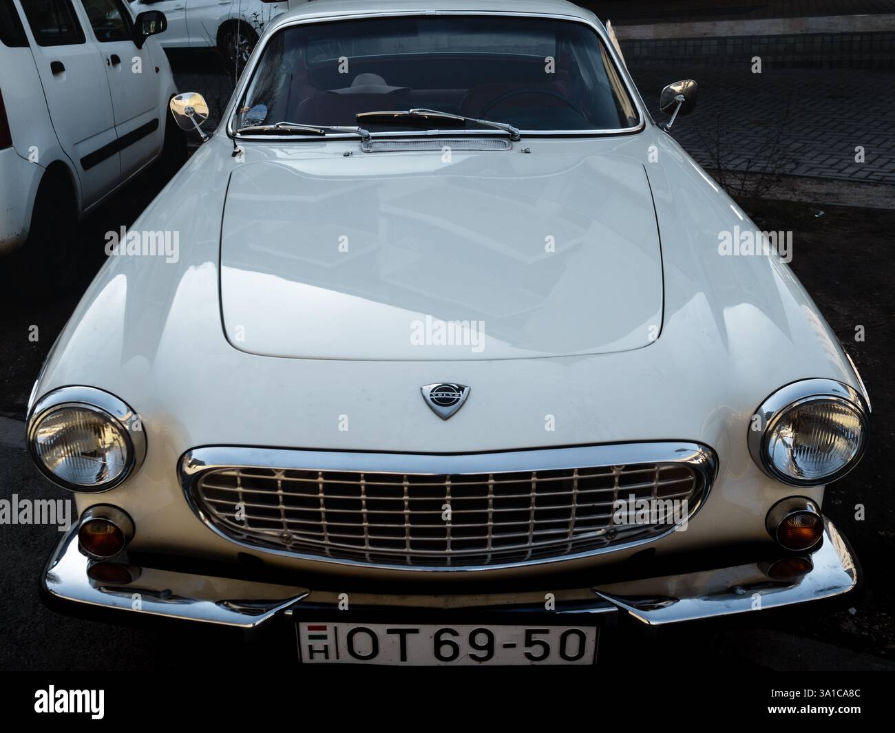 Volvo old car, retro vintage old timer white Stock Photo - Alamy