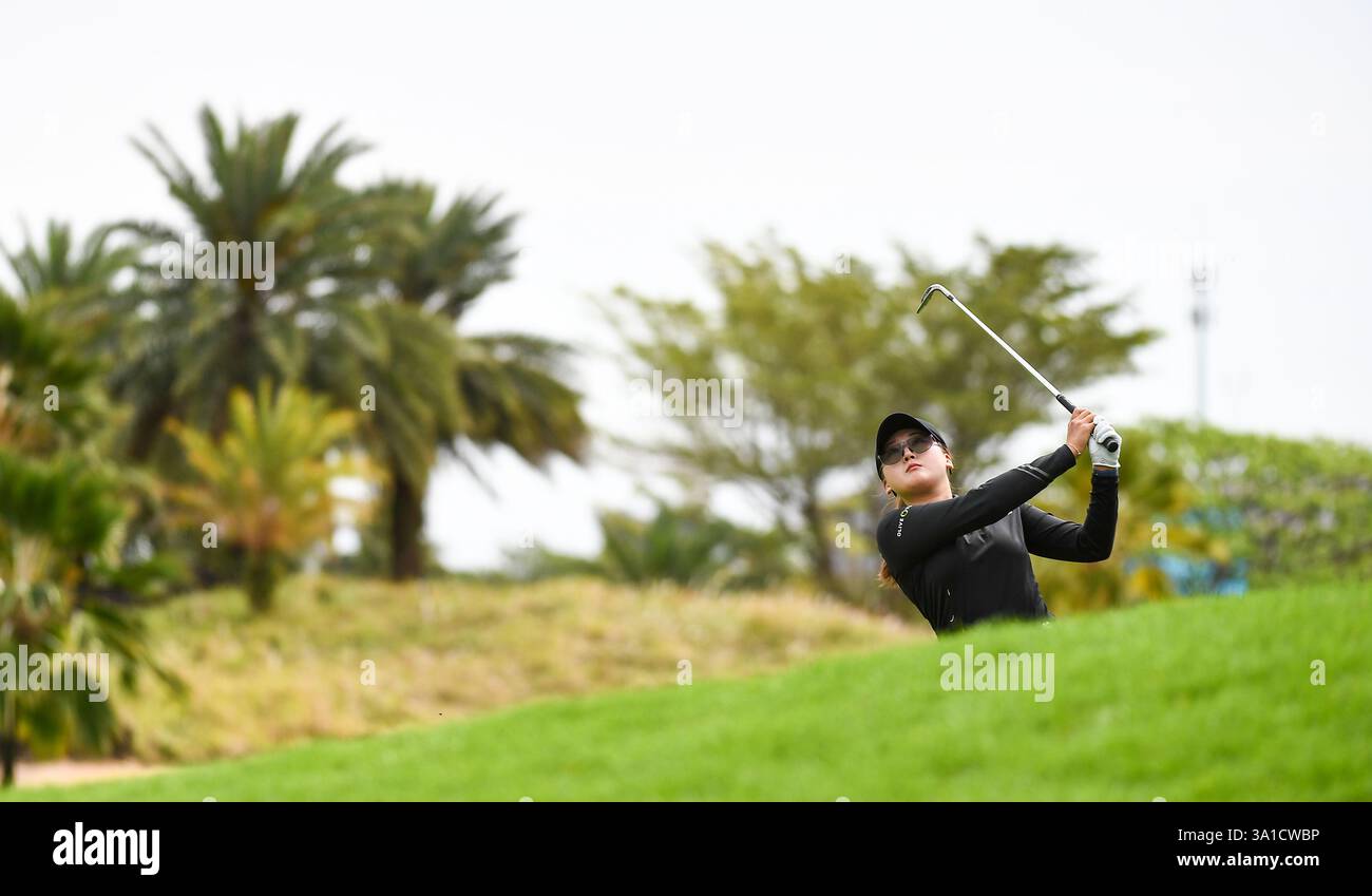 (250308) -- LINGSHUI, March 8, 2025 (Xinhua) -- Li Shuying of China ...