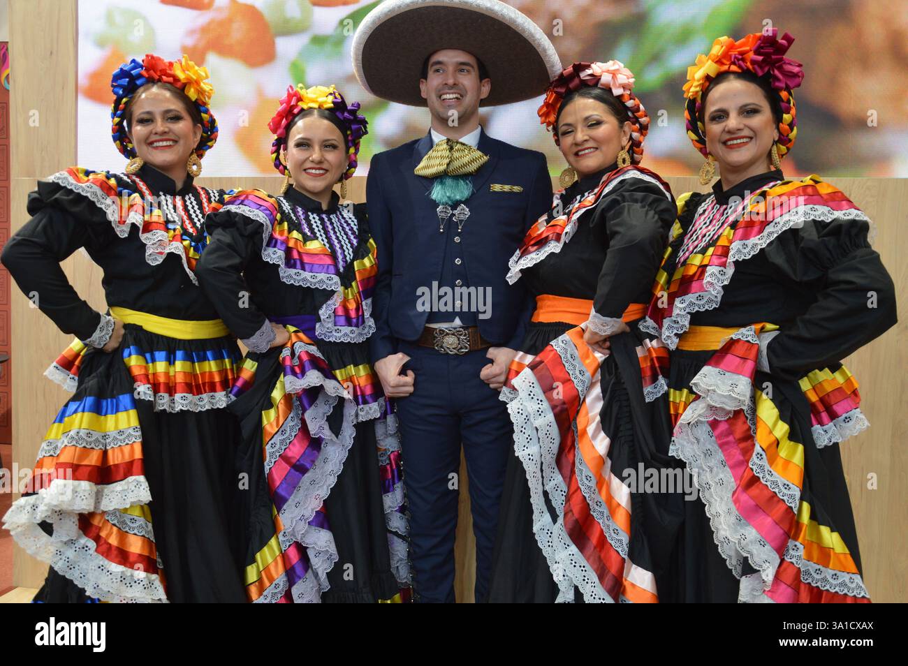 Travel mexico 2025 hi-res stock photography and images - Alamy