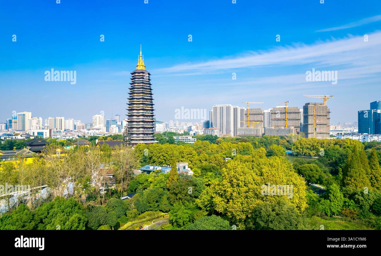 Tianning Temple and Hongmei Park, Changzhou, Jiangsu, China Stock Photo - Alamy