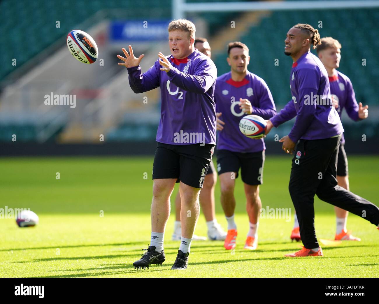 England's Fin Baxter during Captain's Run at the Allianz Stadium ...