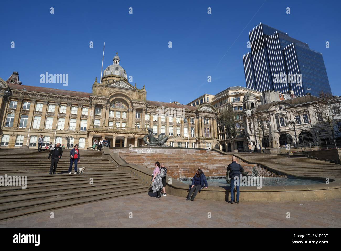 Victoria Square, Birmingham, 8th March 2025: Birmingham Council House ...