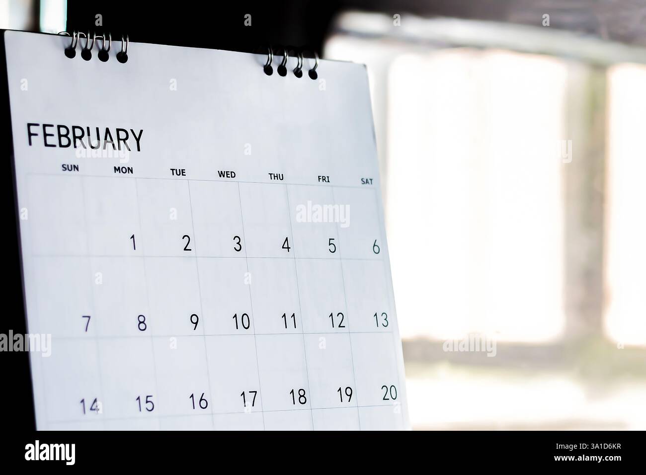 Calendar paper pin on hi-res stock photography and images - Alamy