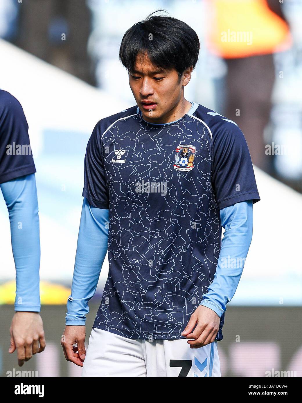 #7, Tatsuhiro Sakamoto of Coventry City at warm up during the Sky Bet ...