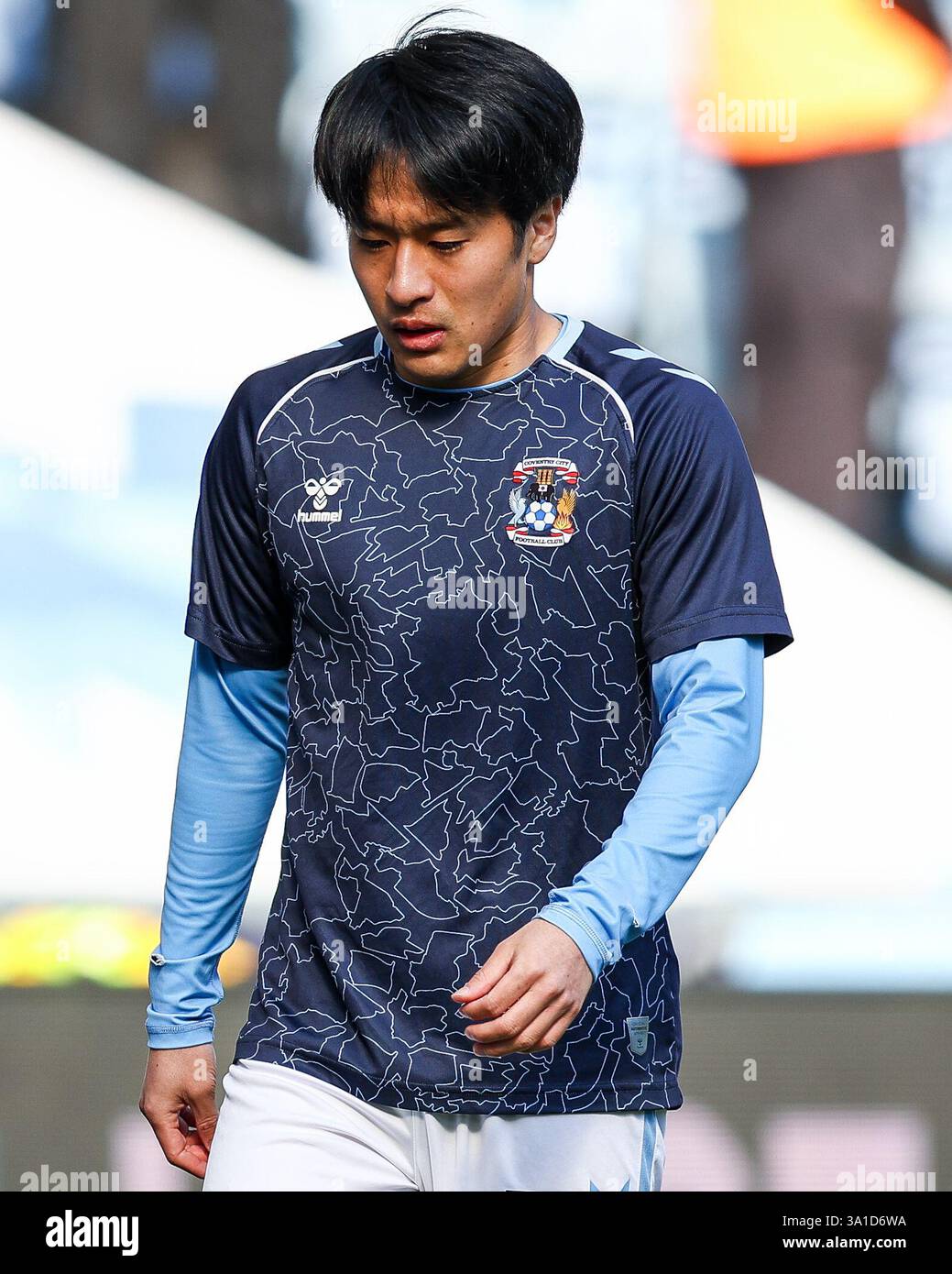 #7, Tatsuhiro Sakamoto of Coventry City at warm up during the Sky Bet ...