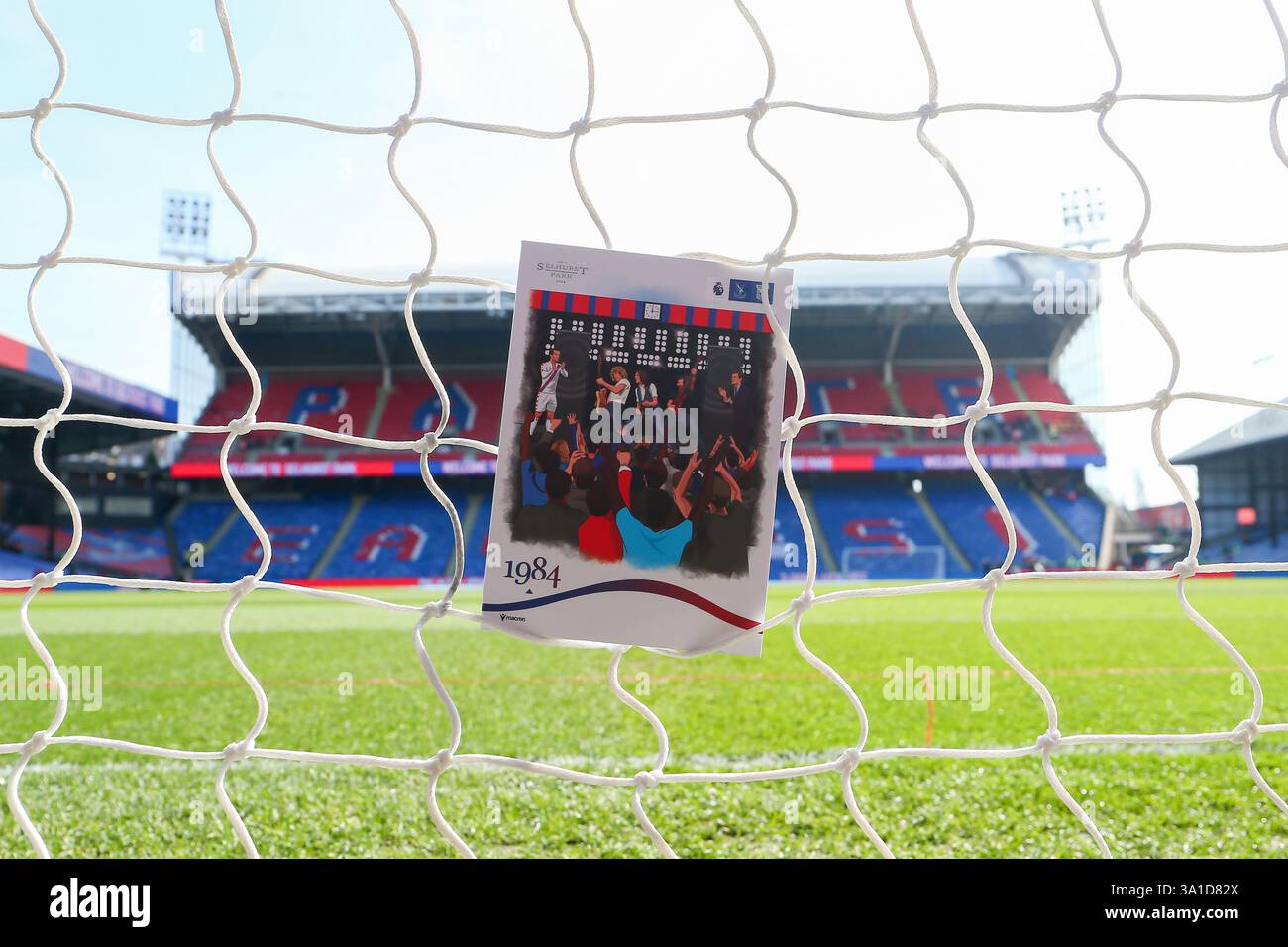 Selhurst Park, Selhurst, London, UK. 8th Mar, 2025. Premier League ...