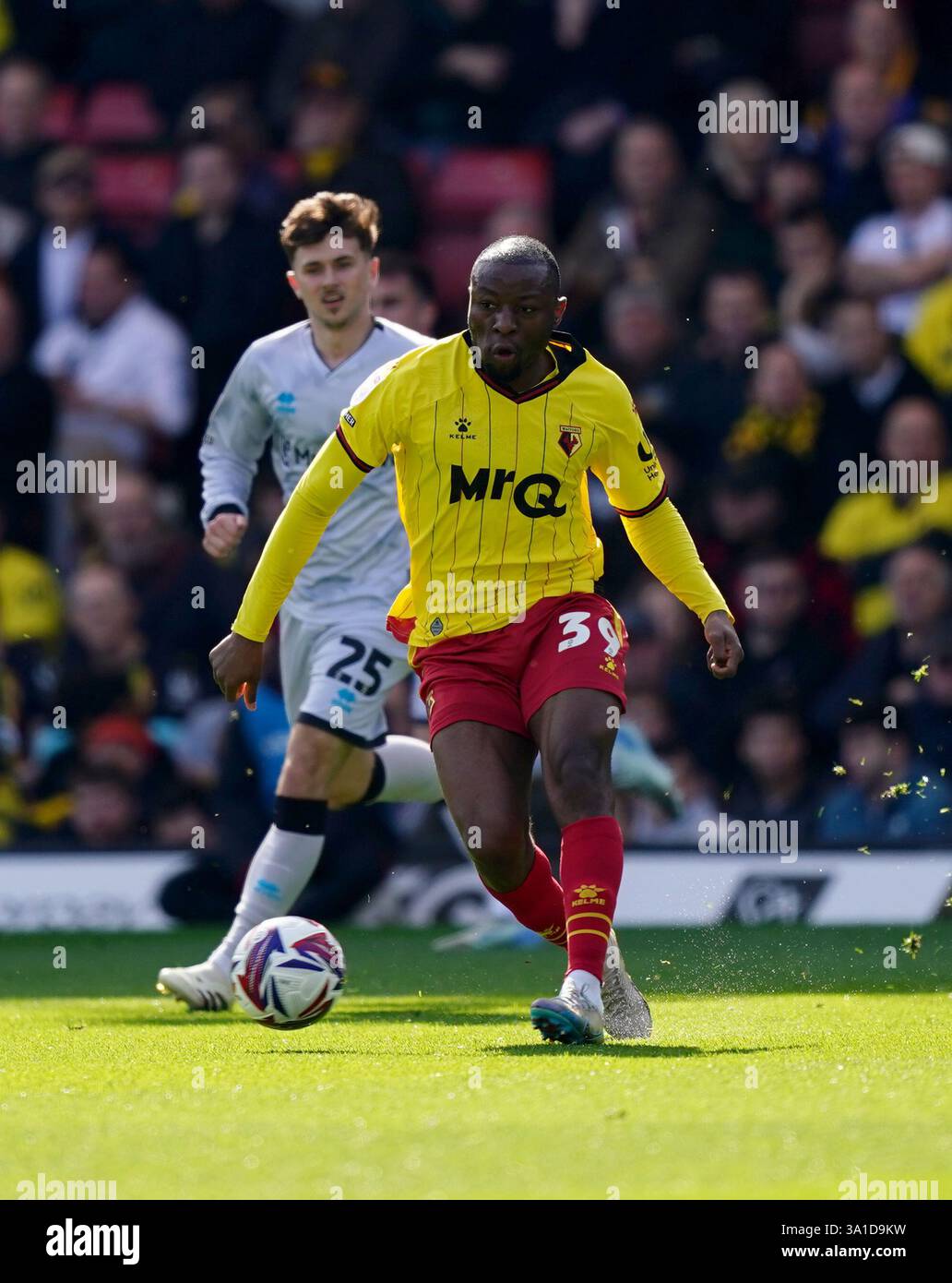 Watford's Edo Kayembe during the Sky Bet Championship match at Vicarage ...