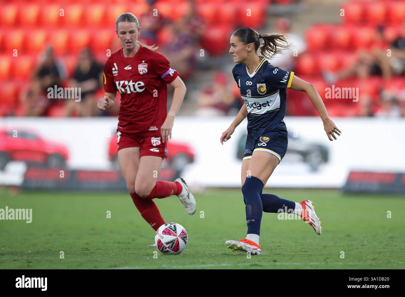 Jessika Nash of the Mariners during the A-League Women Round 18 match ...