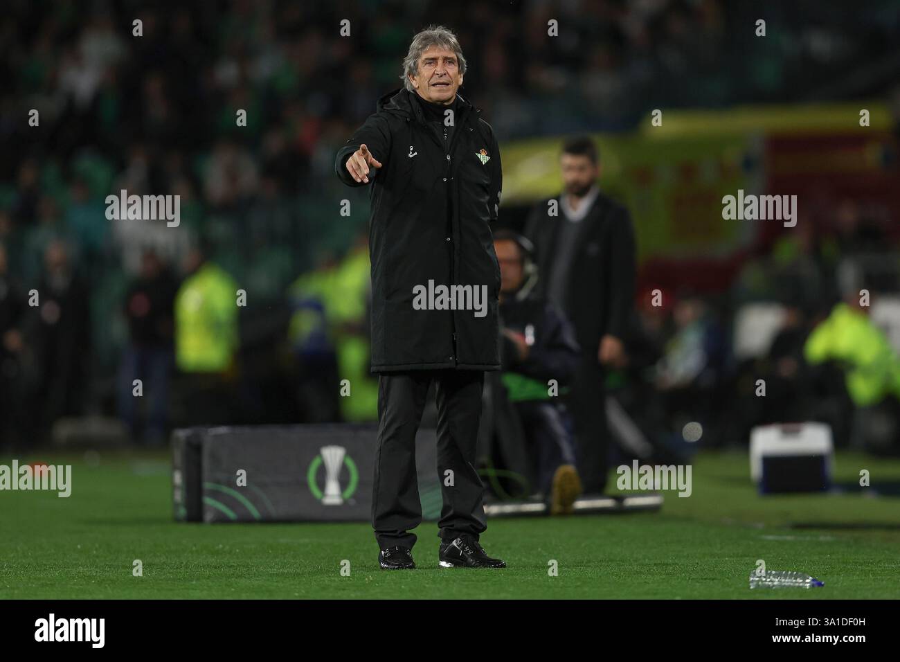 Real Betis head coach Manuel Pellegrini during the UEFA Conference ...