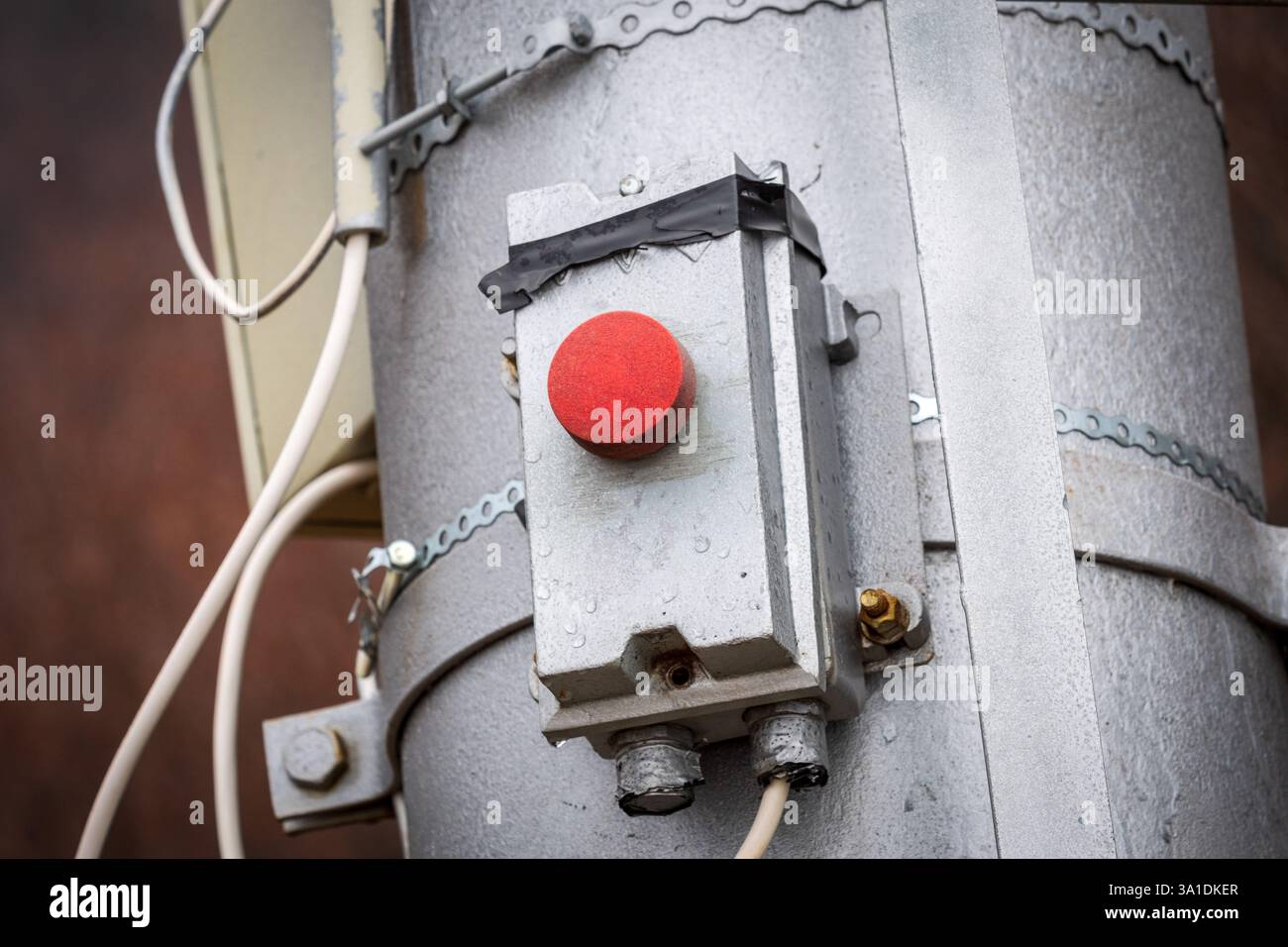 Do Not Touch – The Red Button Warning Stock Photo - Alamy