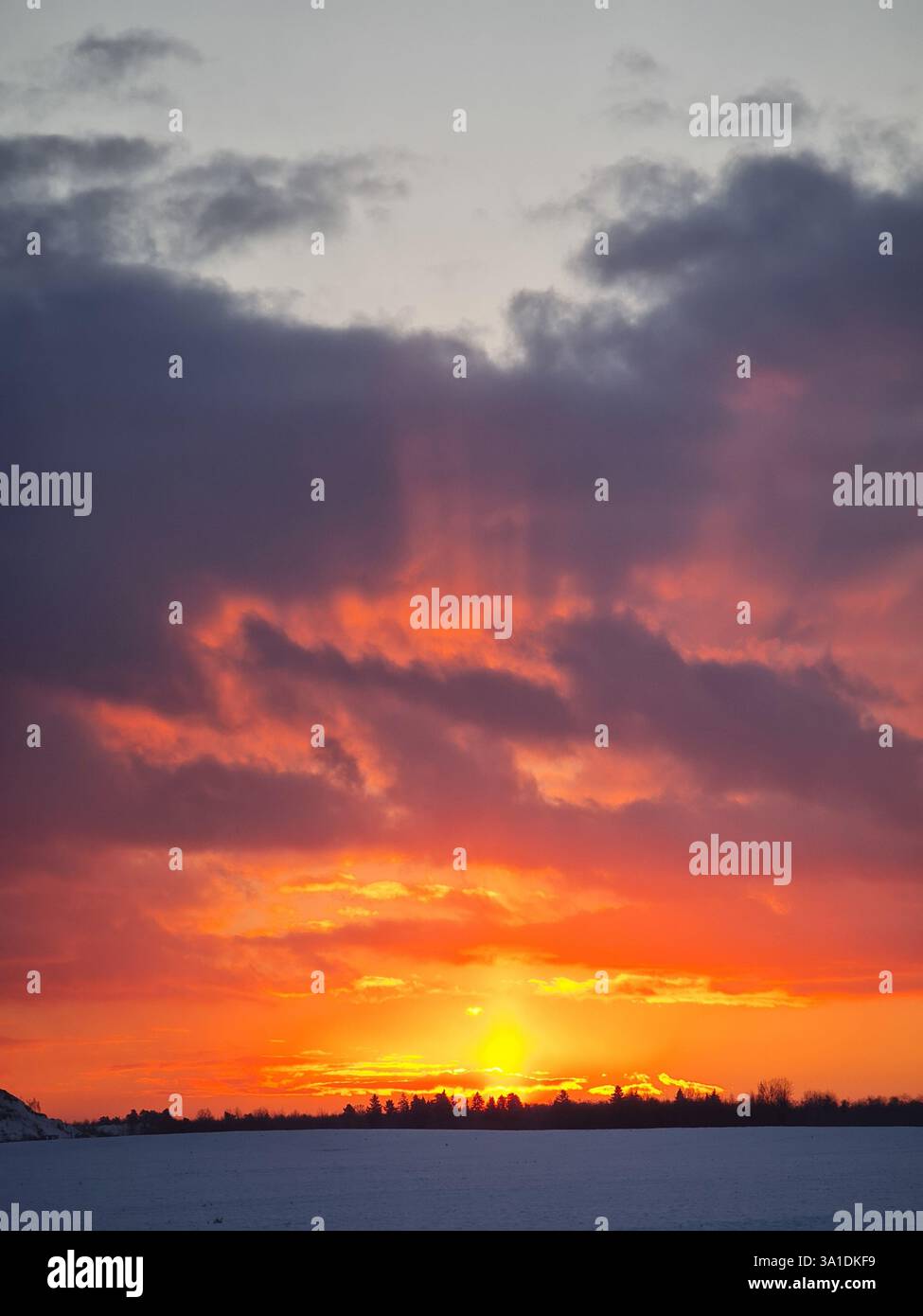 Amazing bright orange sunrise like fire Stock Photo - Alamy