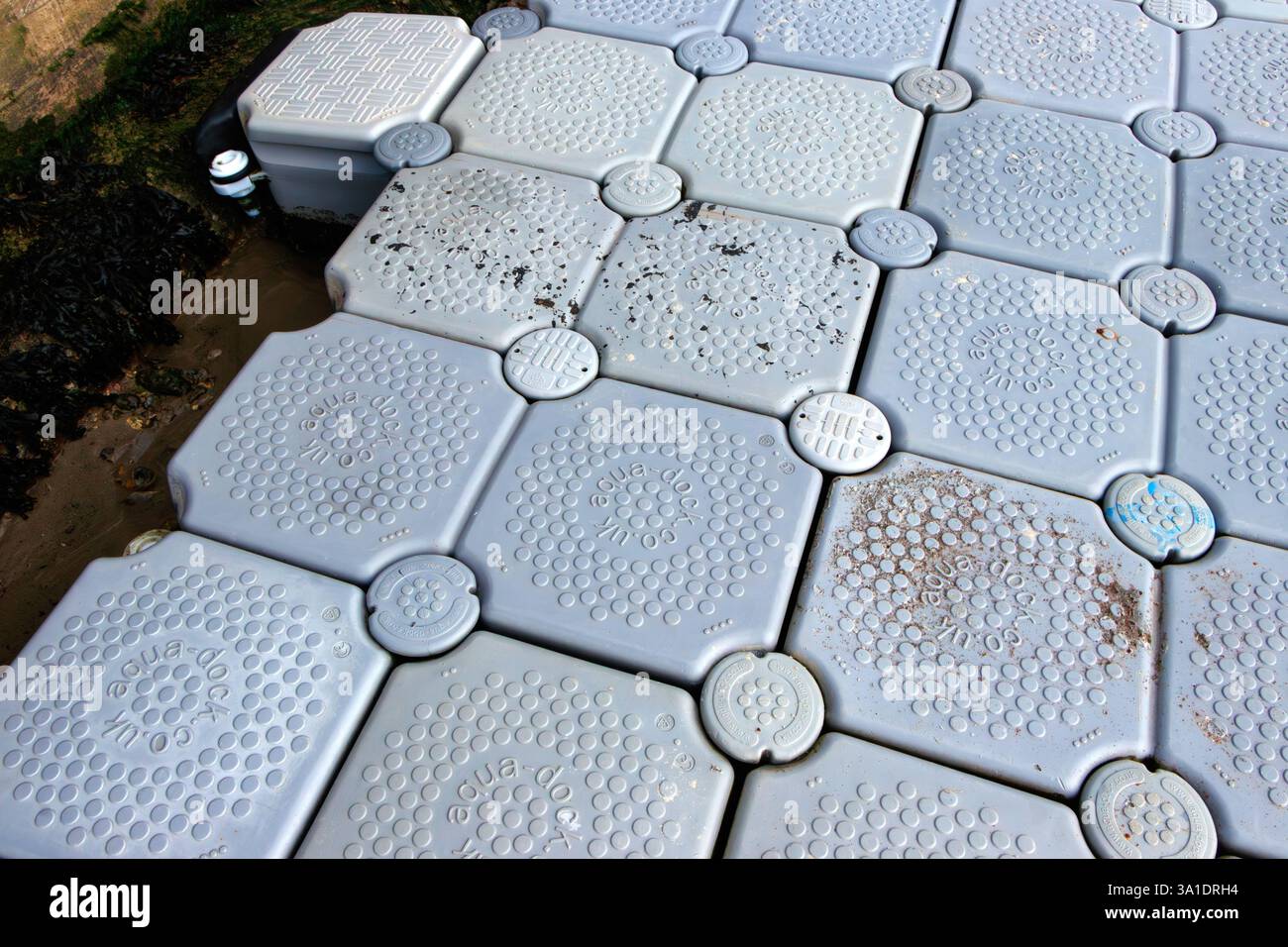 rotationally moulded Plastic floating dock modules connected together ...