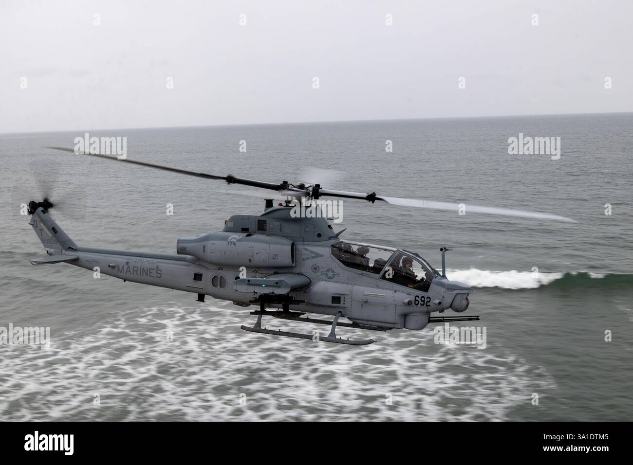 A U.S. Marine Corps AH-1Z Viper with Marine Light Attack Helicopter ...