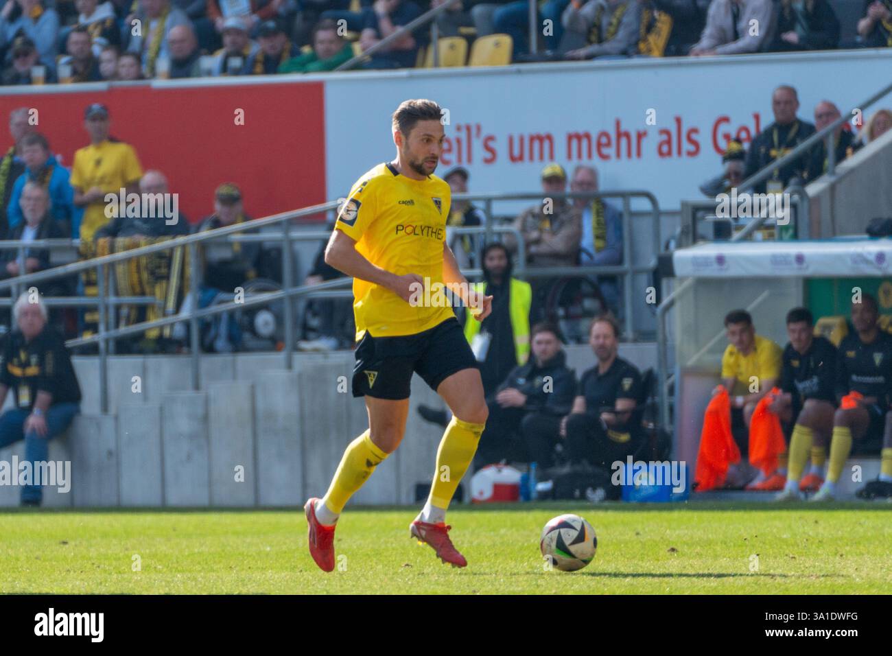 Sasa Strujic (Alemannia Aachen, #05) TSV Alemannia Aachen vs. SG Dynamo Dresden, Fussball, 3 ...