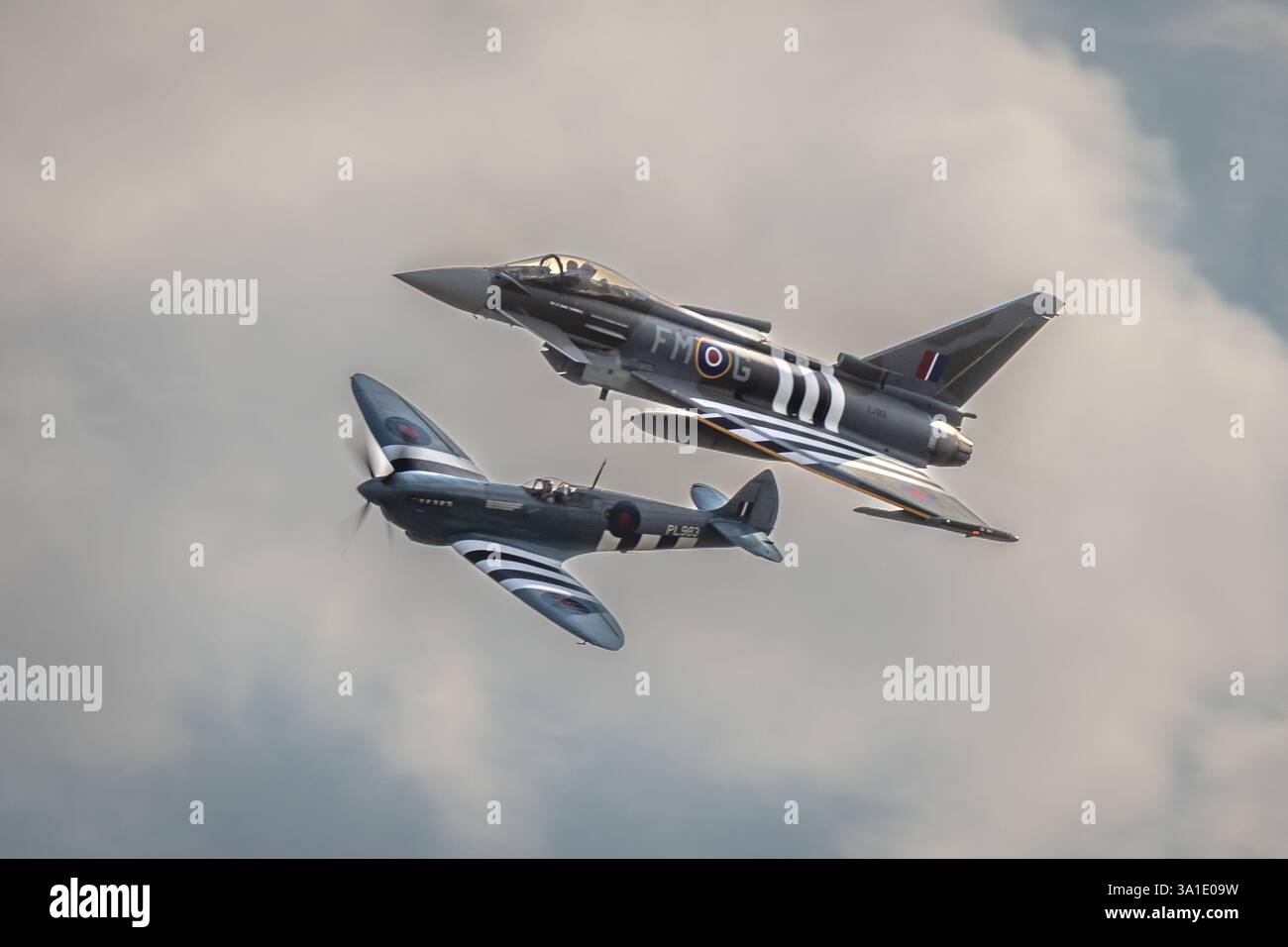 RAF Typhoon 'ZJ913' and Supermarine Spitfire XI 'PL983', Duxford ...