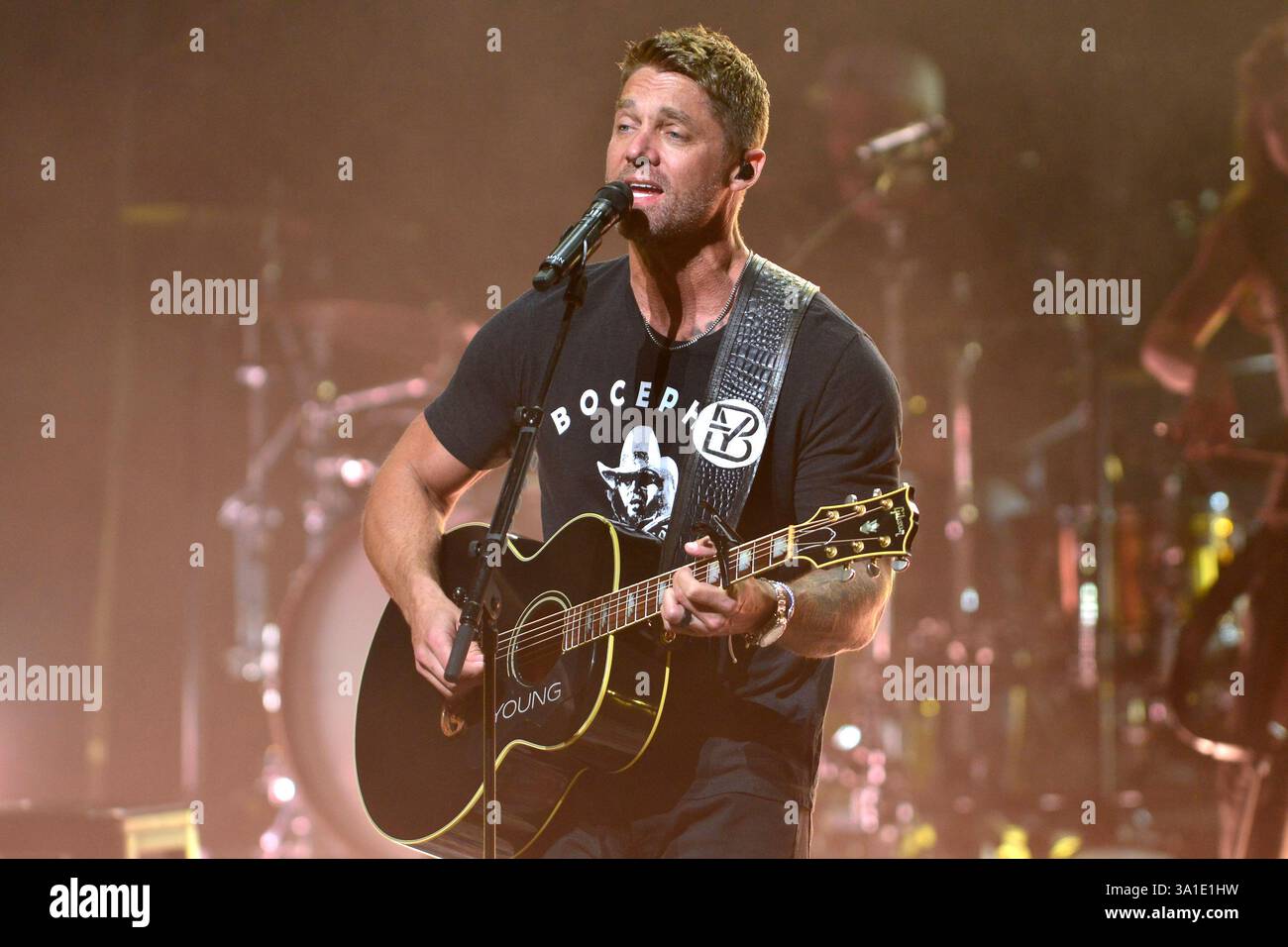 Hollywood, Florida, USA. 07th Mar, 2025. Singer/guitarist Brett Young ...