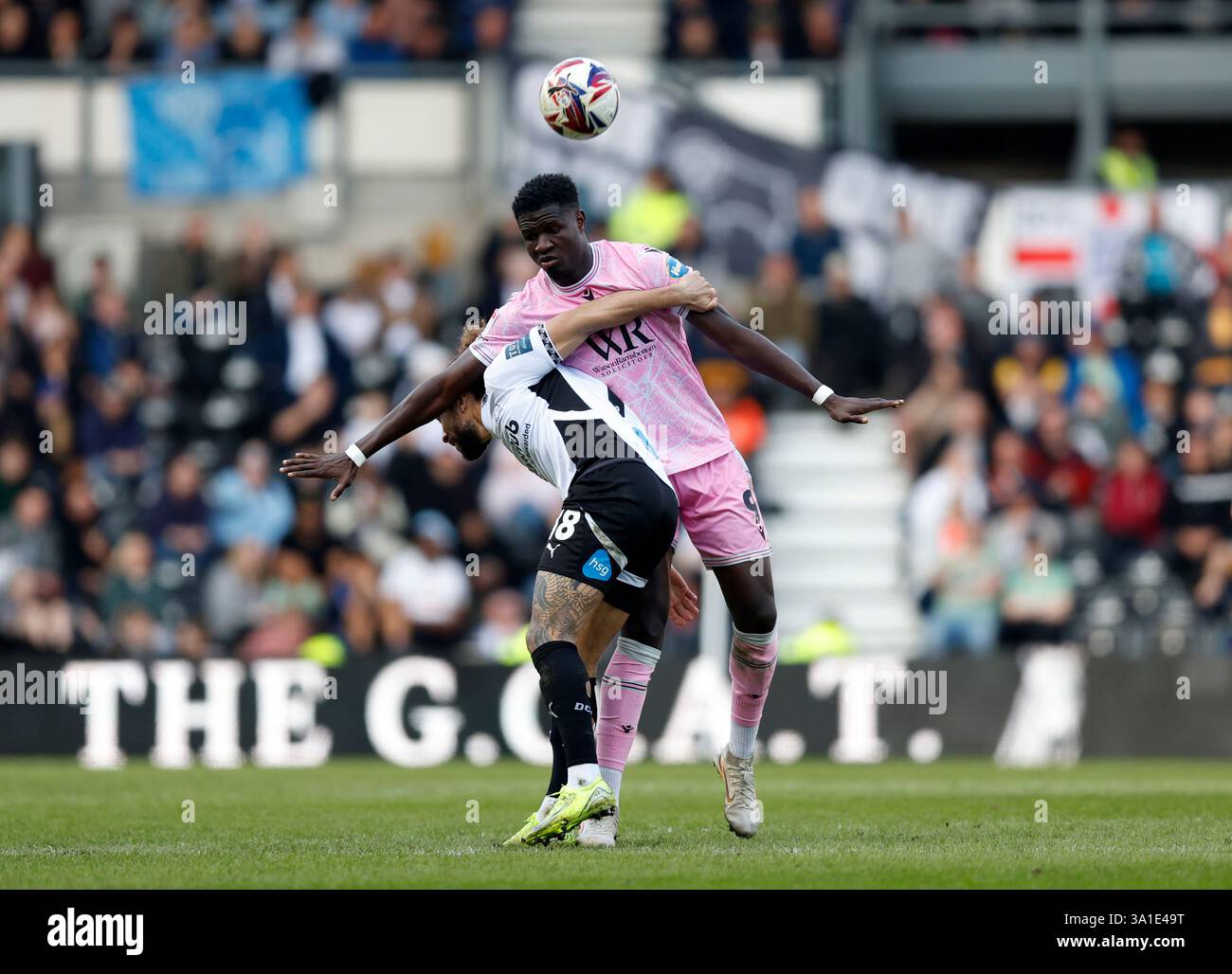 Derby County's Marcus Harness (left) and Blackburn Rovers' Makhtar ...
