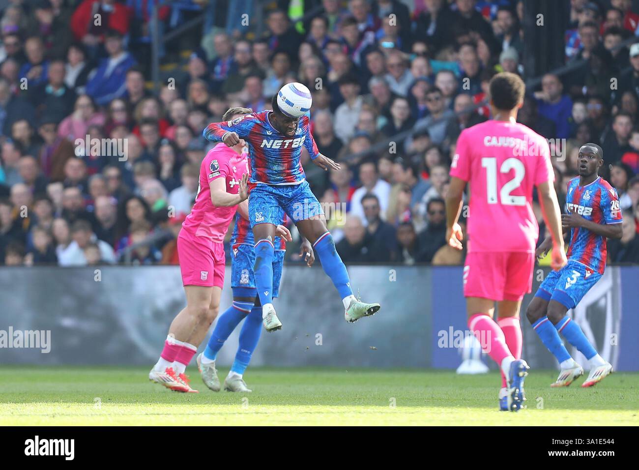 Selhurst Park, Selhurst, London, UK. 8th Mar, 2025. Premier League ...