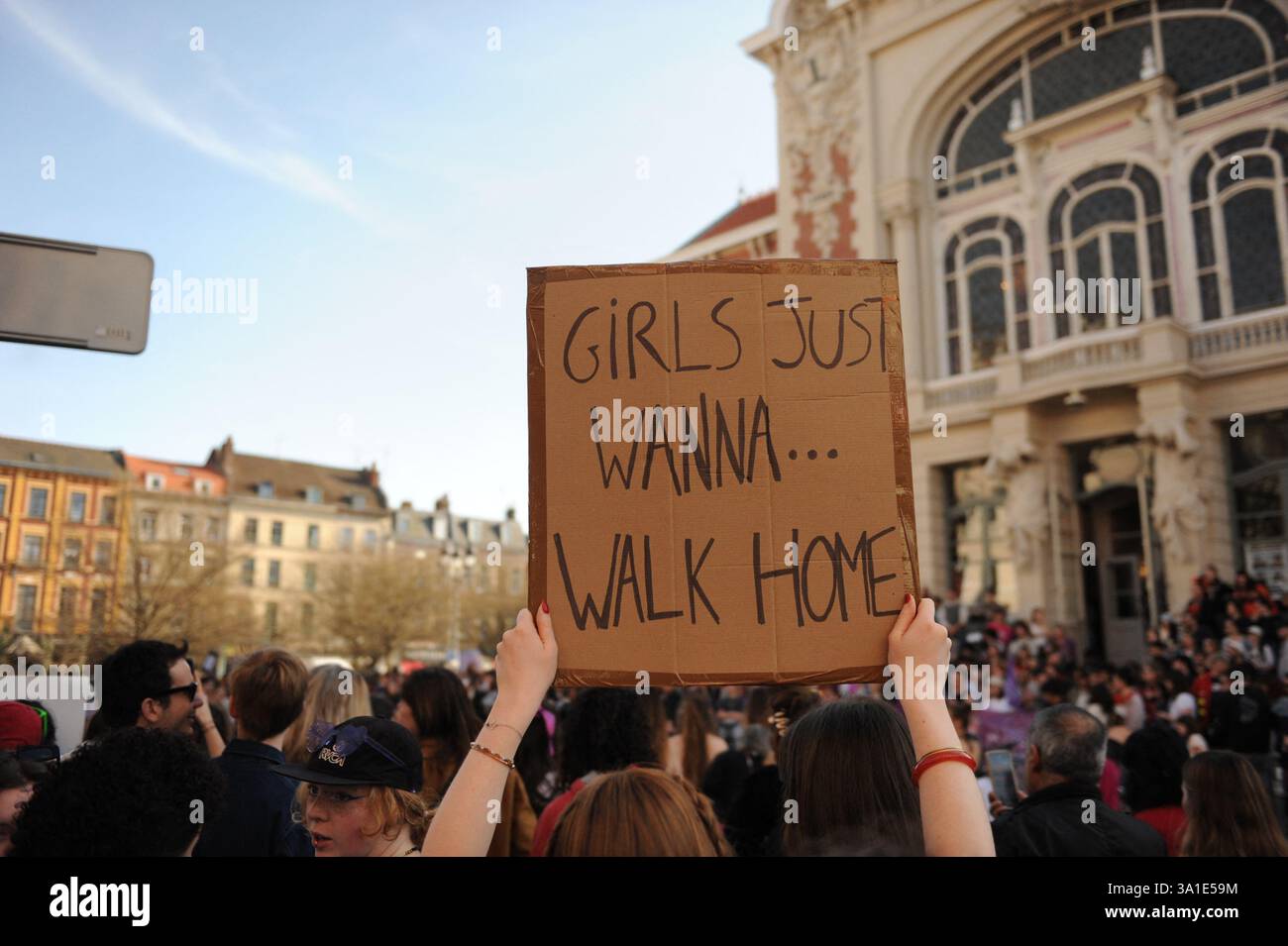Lille, France. 08th Mar, 2025. International Women's Day demonstration ...