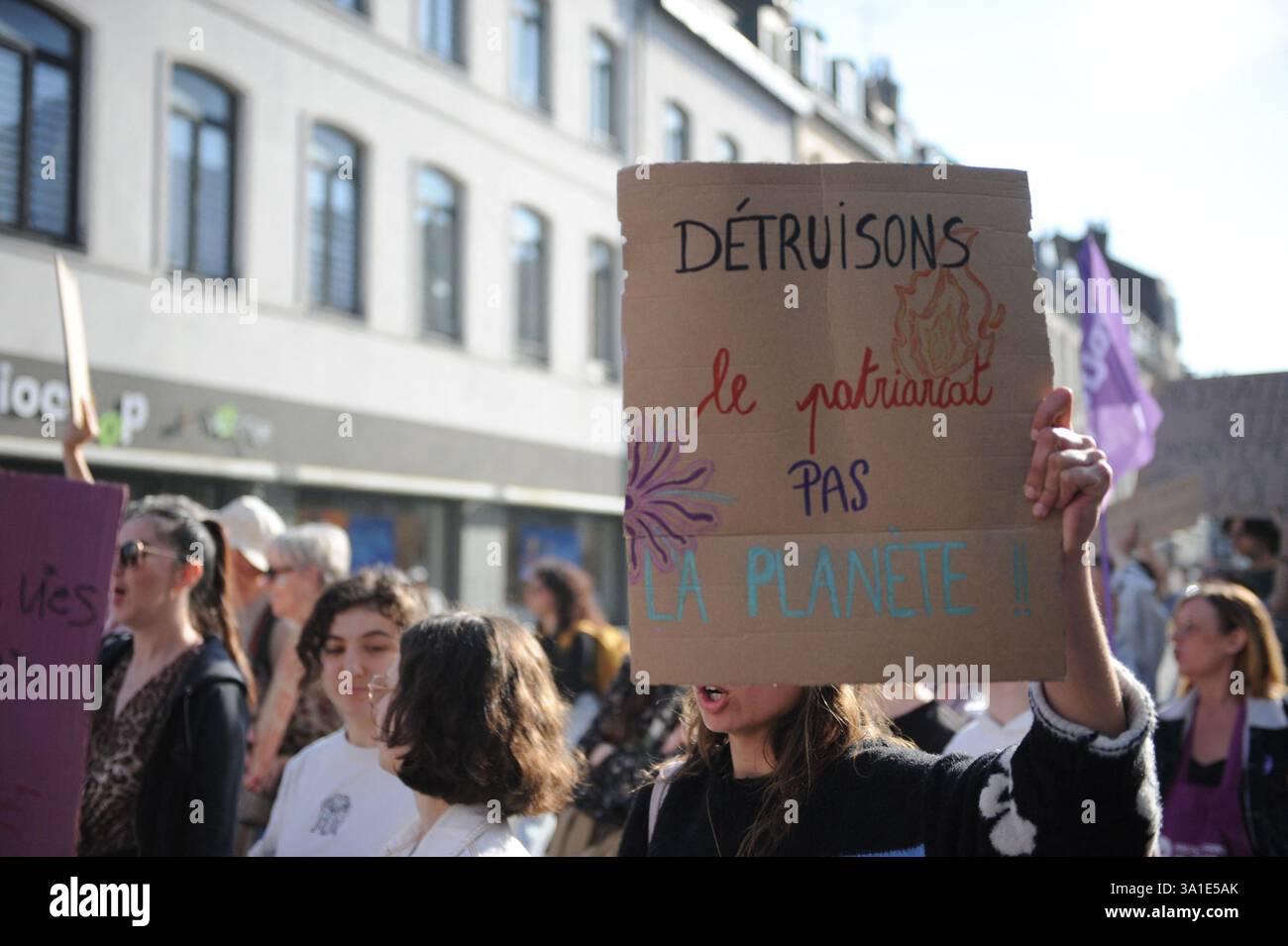 Lille, France. 08th Mar, 2025. International Women's Day demonstration ...