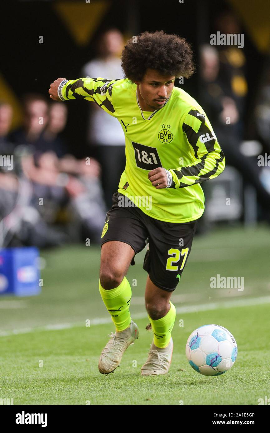 Dortmund, Deutschland. 08th Mar, 2025. 08.03.2025, 1. Bundesliga, 25. Spieltag, Borussia ...