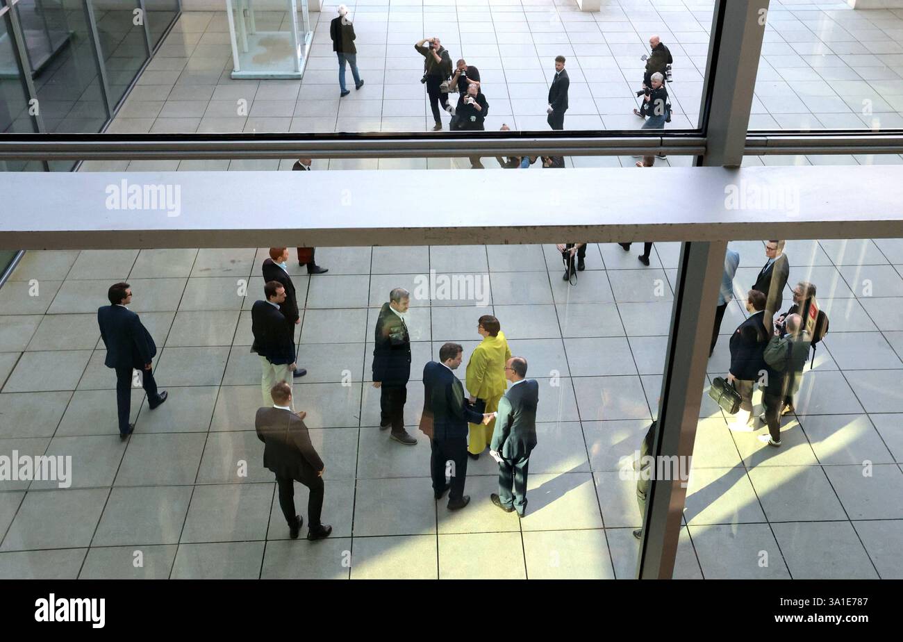Markus Soeder, Ministerpraesident Bayern, Lars Klingbeil, Co ...
