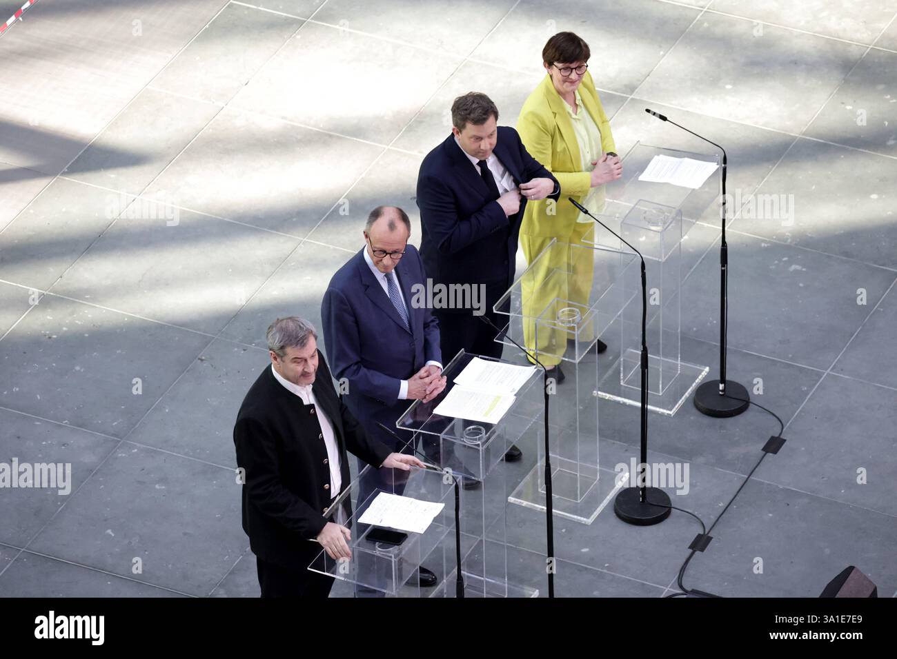 Markus Soeder, Ministerpraesident Bayern, Friedrich Merz, Vorsitzender ...