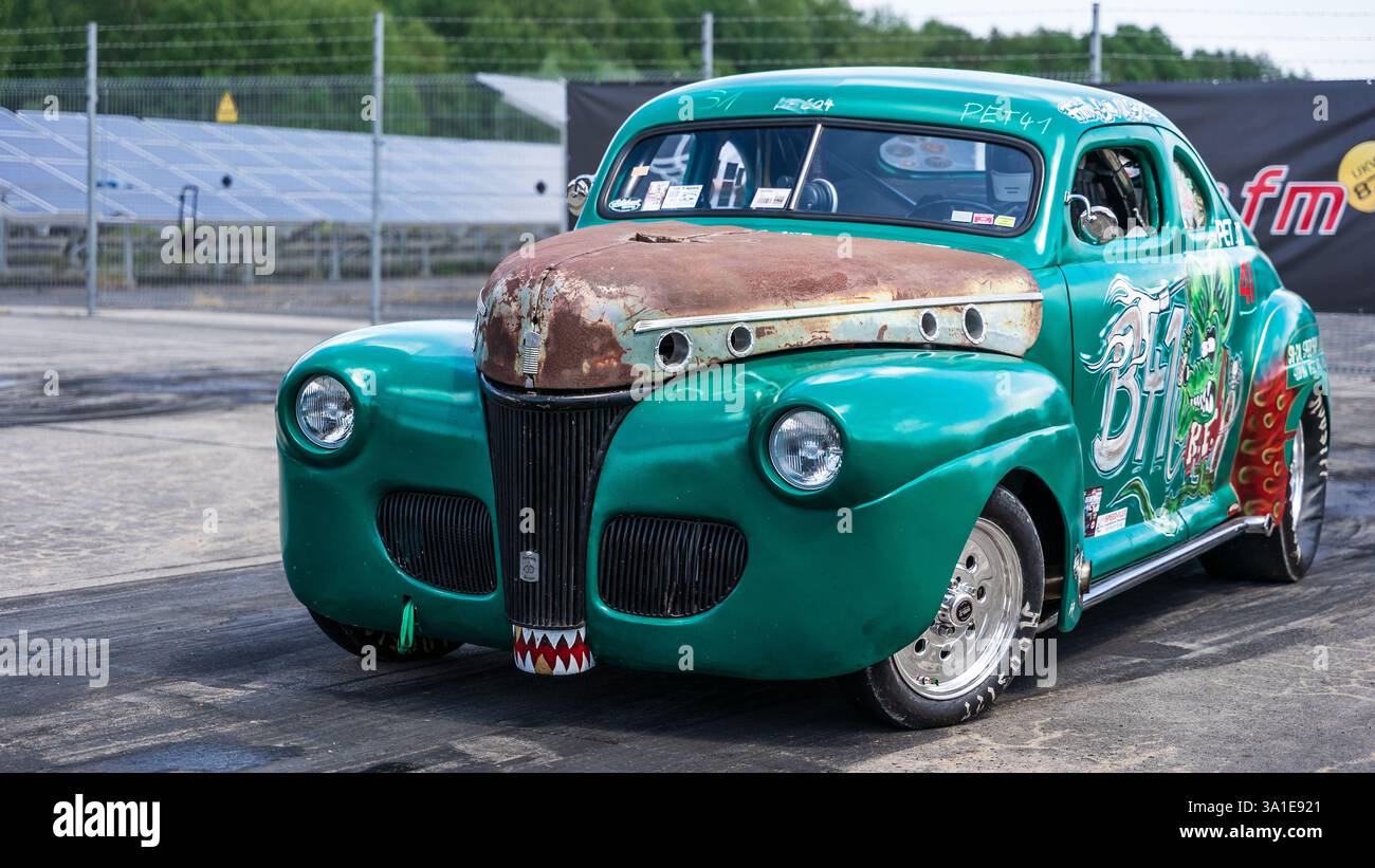 FINOWFURT, GERMANY - JUNE 28, 2024: A custom retro car Ford Super ...