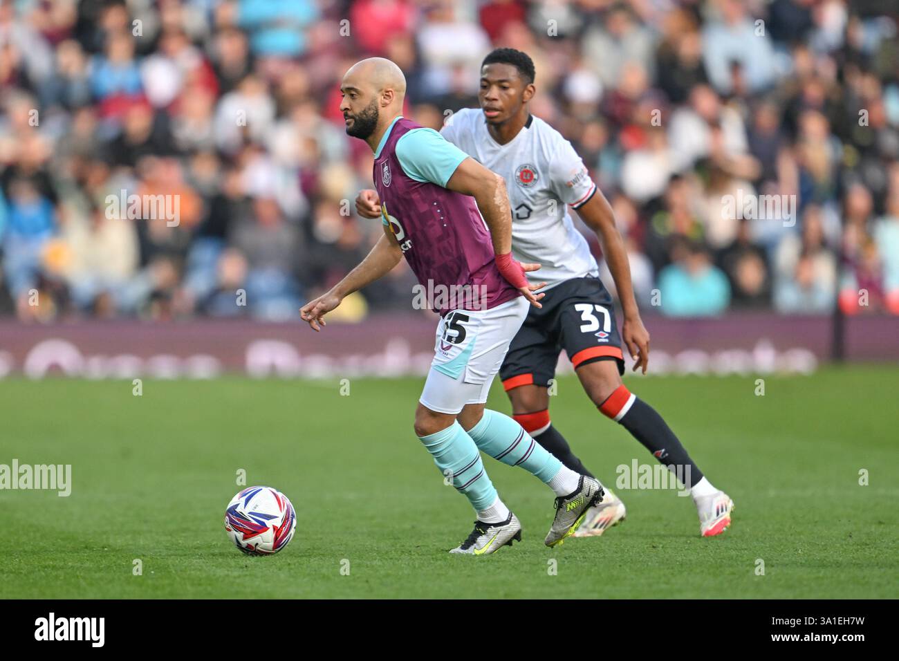 Turf Moor, Burnley, Lancashire, UK. 8th Mar, 2025. EFL Championship ...