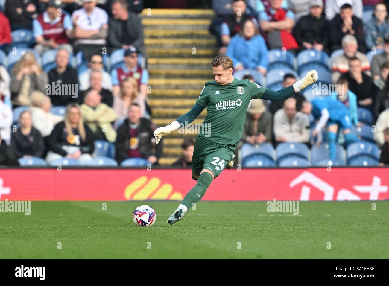 8th March 2025; Turf Moor, Burnley, Lancashire, England; EFL ...
