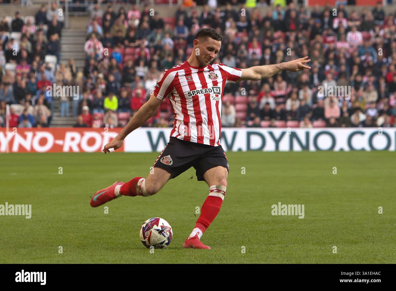 Sunderland's Alan Browne during the Sky Bet Championship match between ...