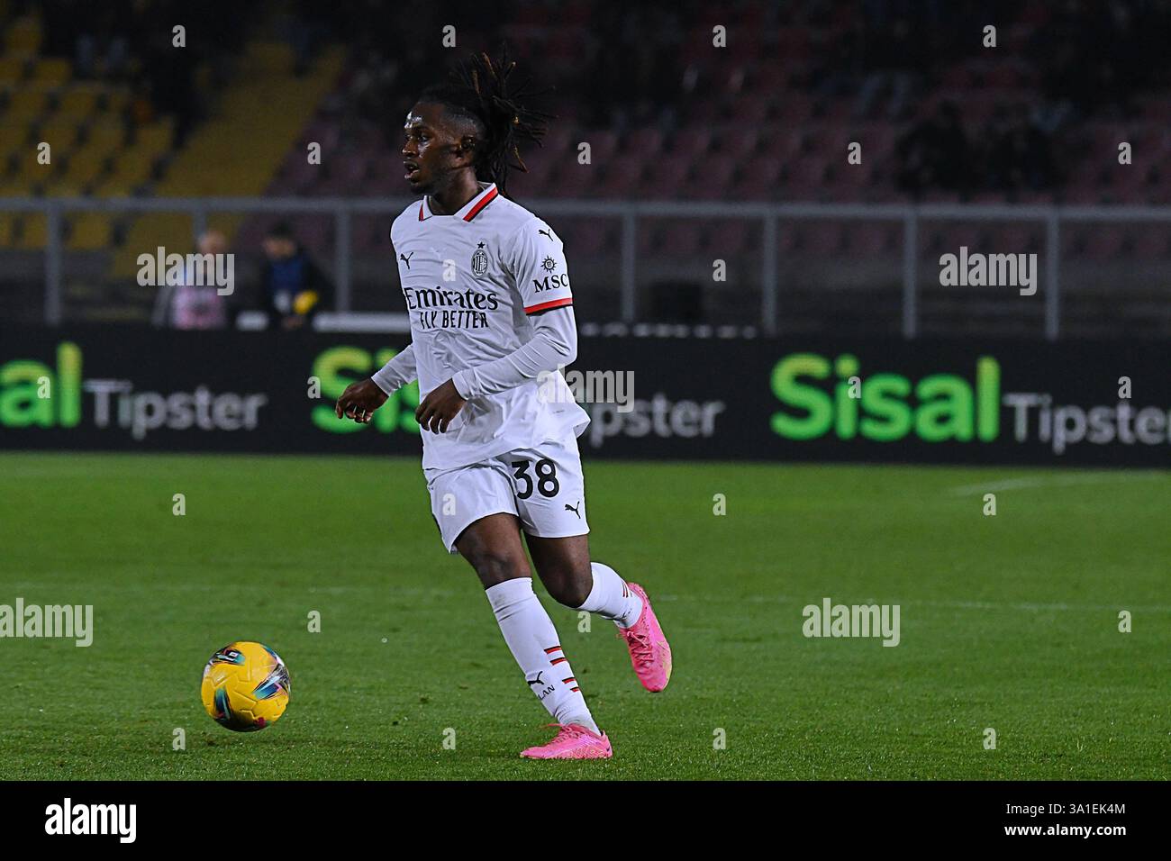Lecce, Italy. 08th Mar, 2025. Warren Bondo (Milan) in action during US ...