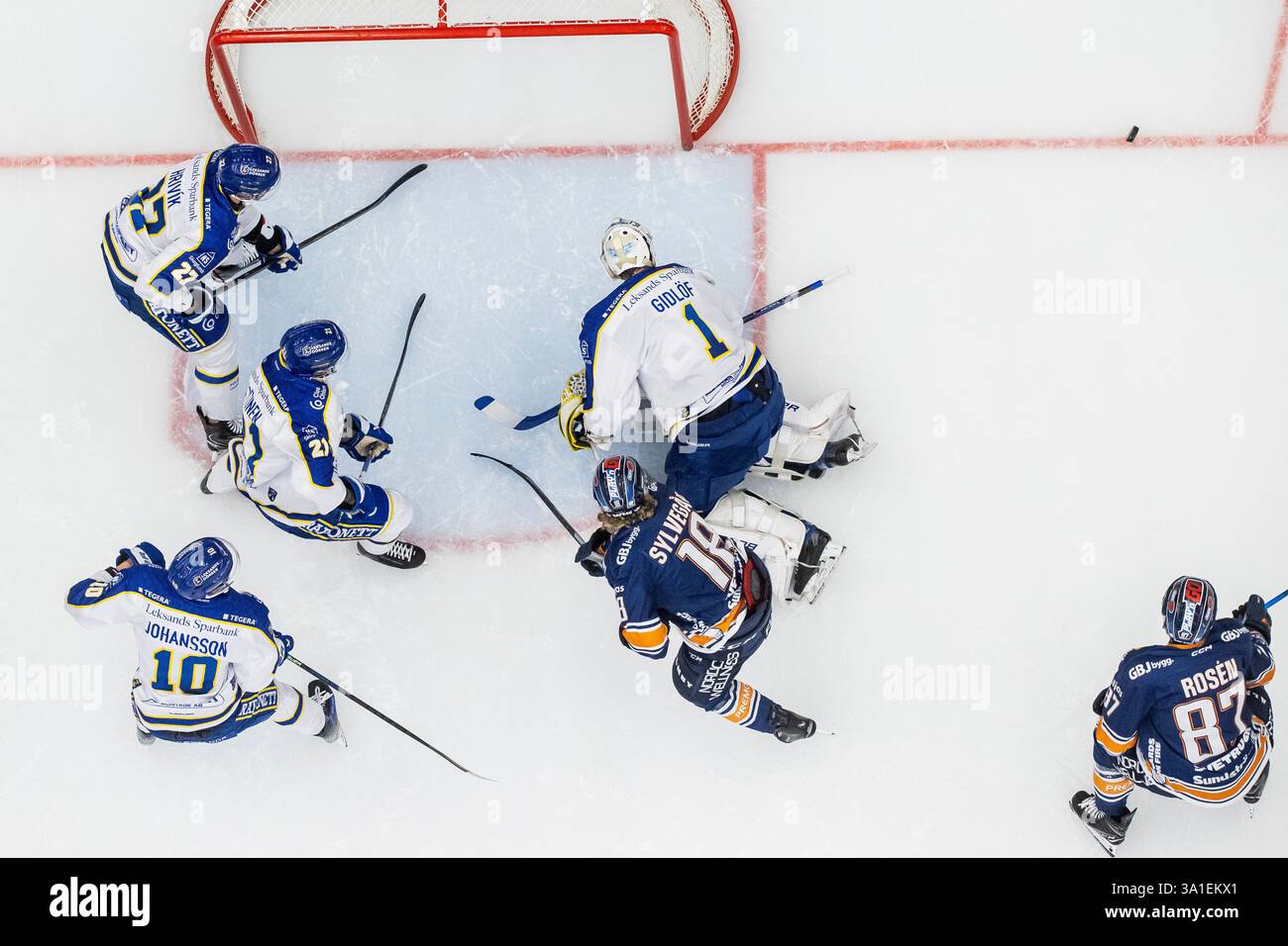 Leksand, Sverige. 08th Mar, 2025. 250308 Leksands Lukas Vejdemo Leksands Joonas Lyytinen och ...